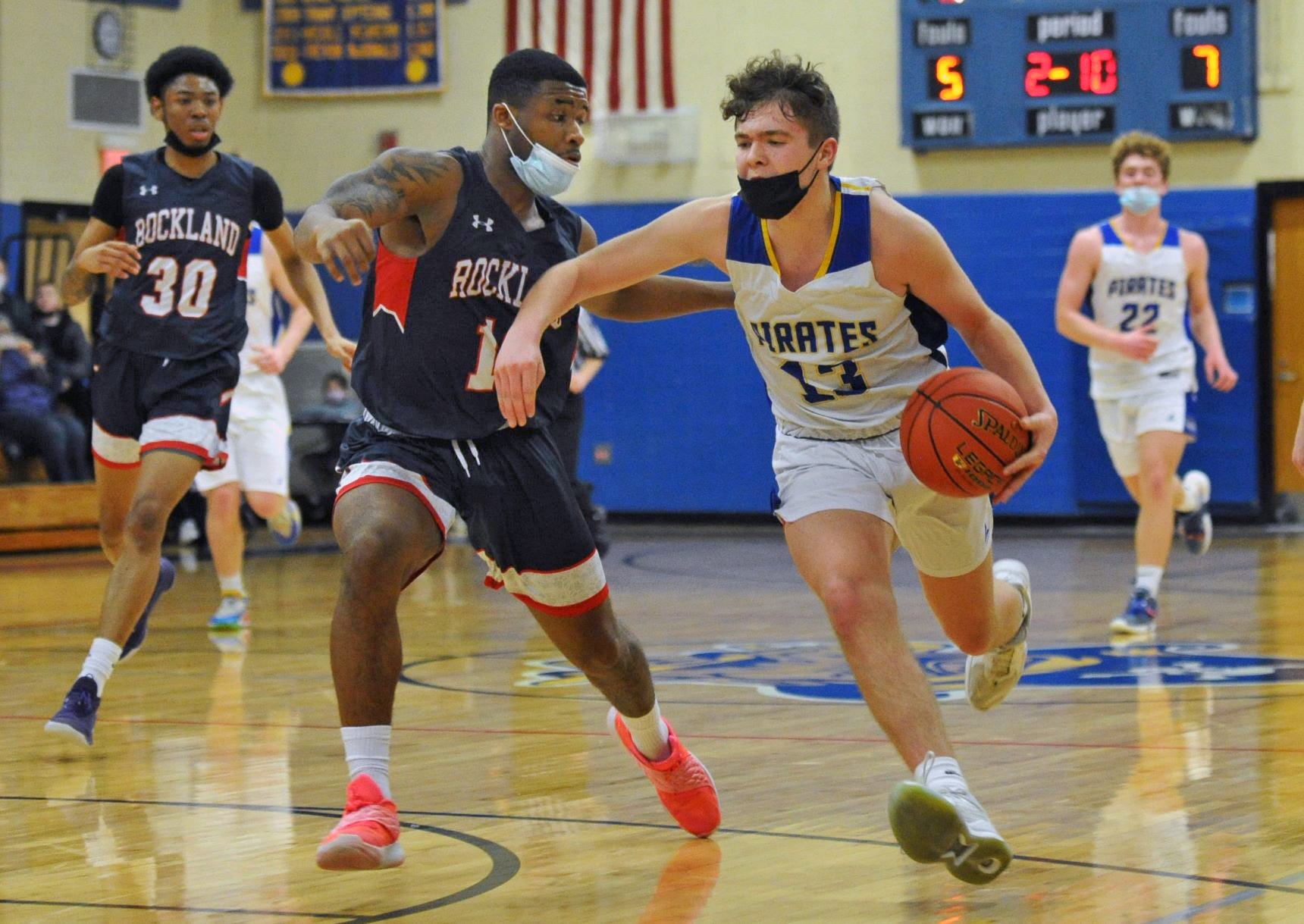 Hull's Griffin making the most of his lone varsity basketball season