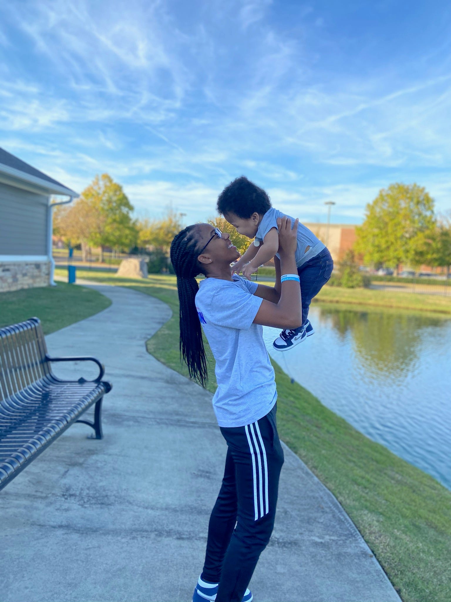 Girls high school basketball: Jada Roberts cares for young nephew