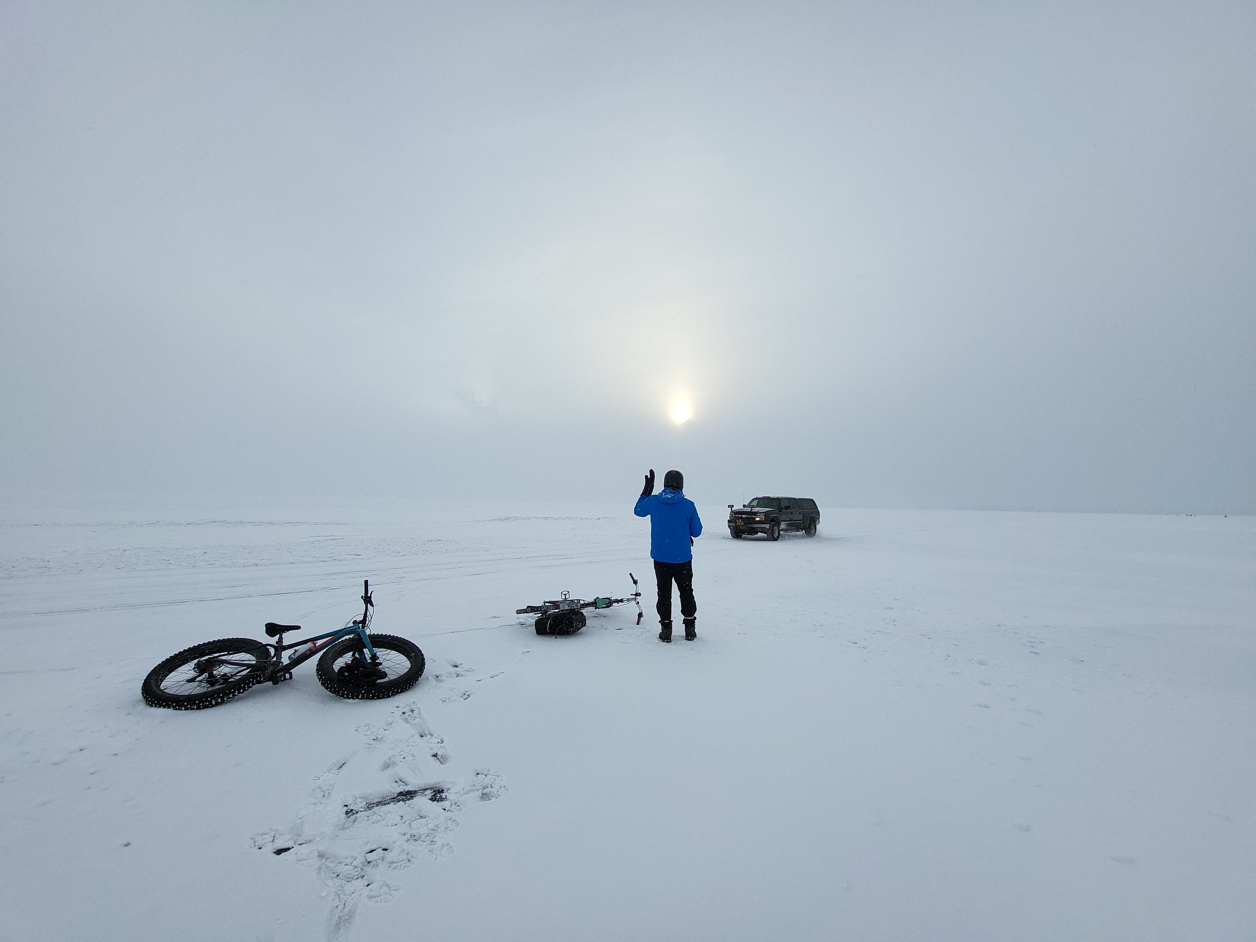 Lake Winnebago ice creates cool Wisconsin winter cycling experience