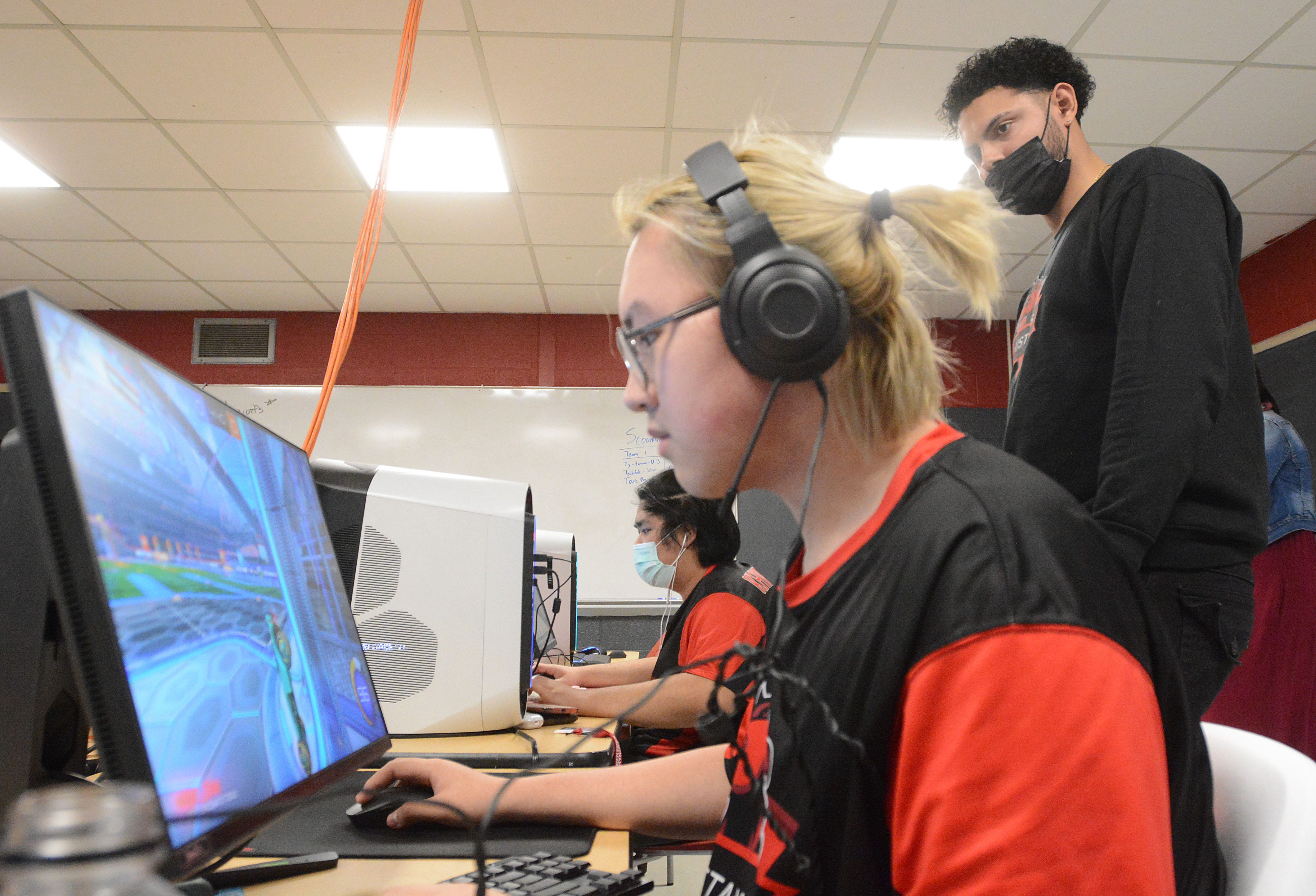 Putnam Science Academy, Griswold High, among CT schools into esports