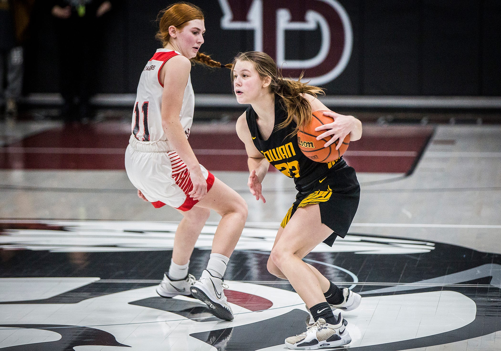 IHSAA girls basketball: Cowan has New energy and play style in 2022-23