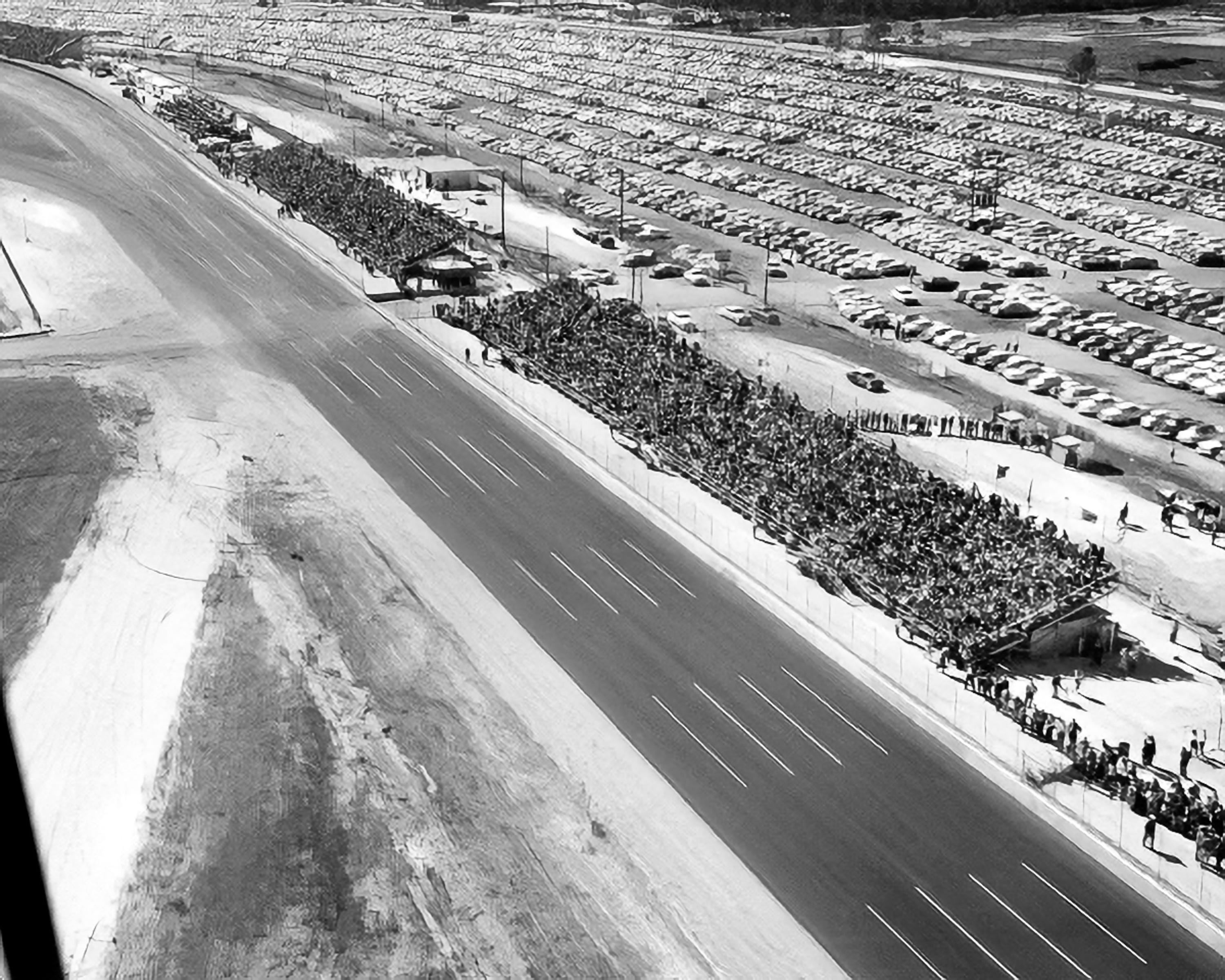 first Daytona 500 ran in 1959 at Daytona International Speedway