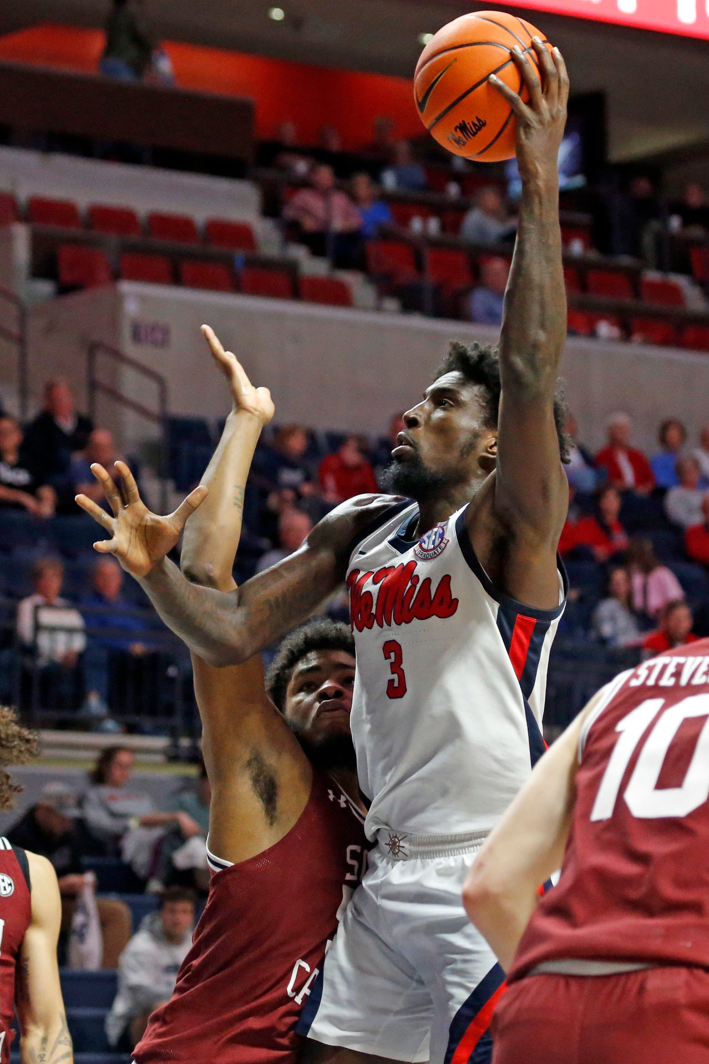 Ole Miss basketball overcomes flu bug to bully Georgia 85-68 on road
