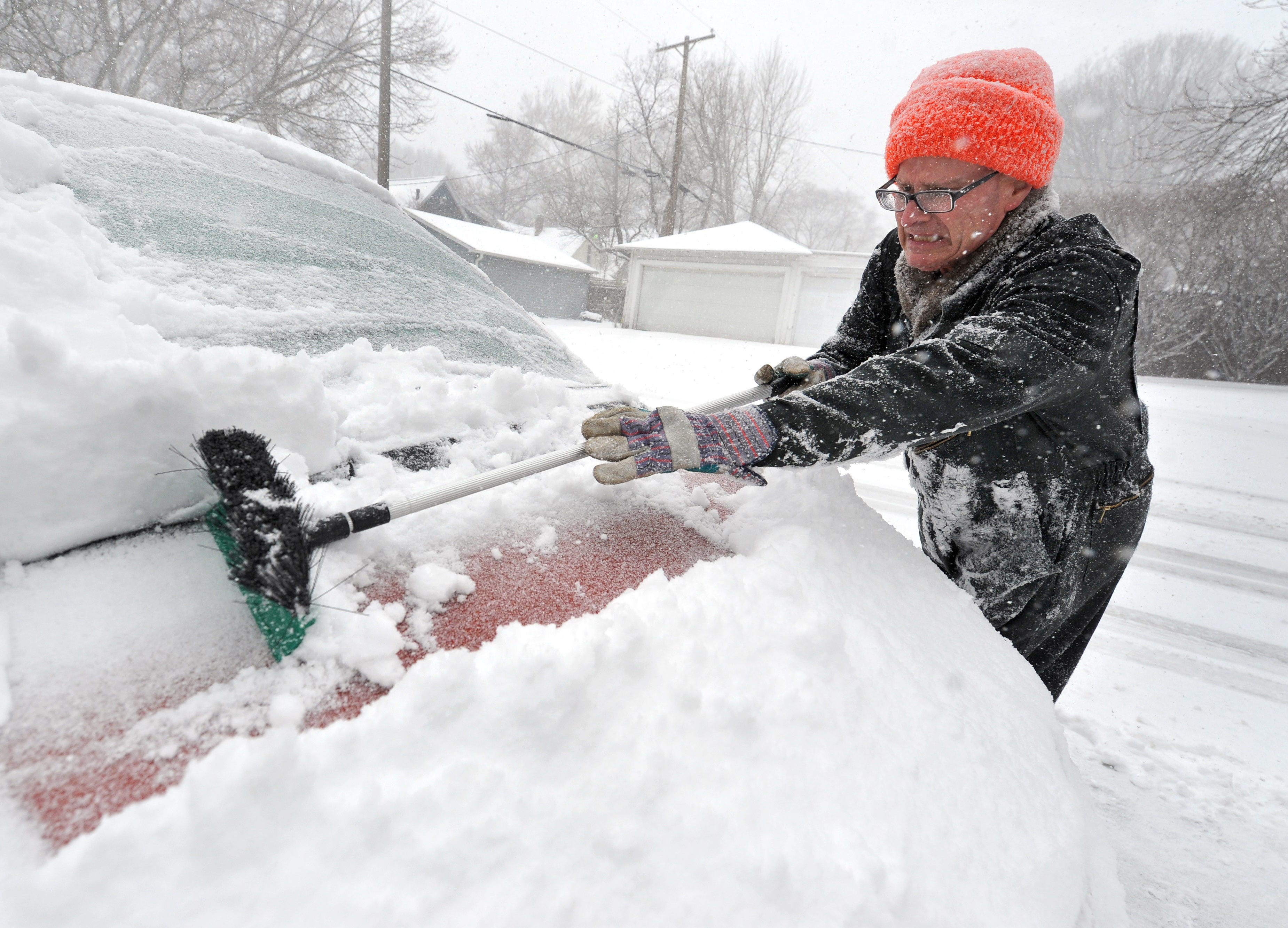 Weather: Springfield IL area expecting 5 to 10 inches of snow Thursday