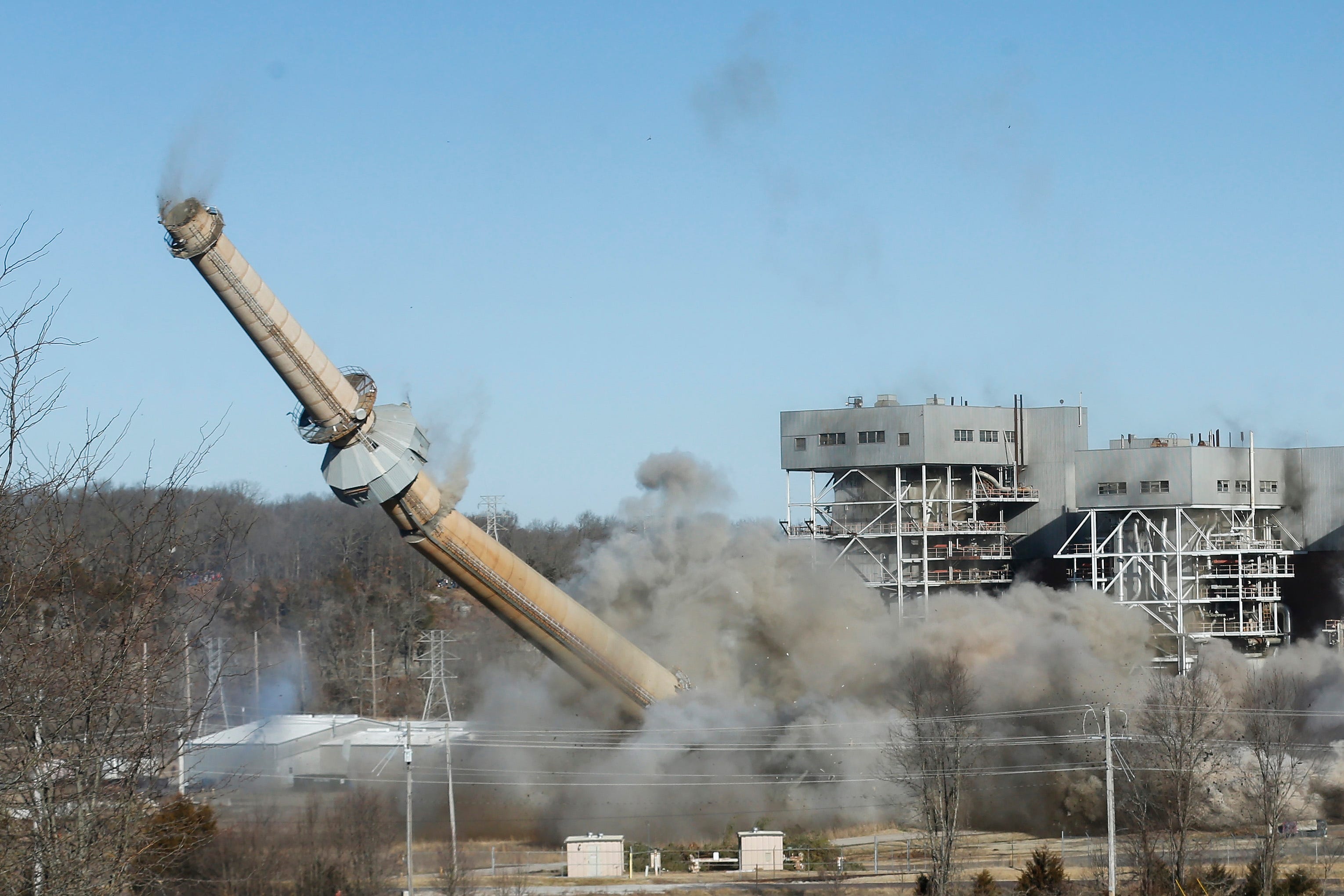 Detonation takes down Springfield power plant smokestacks
