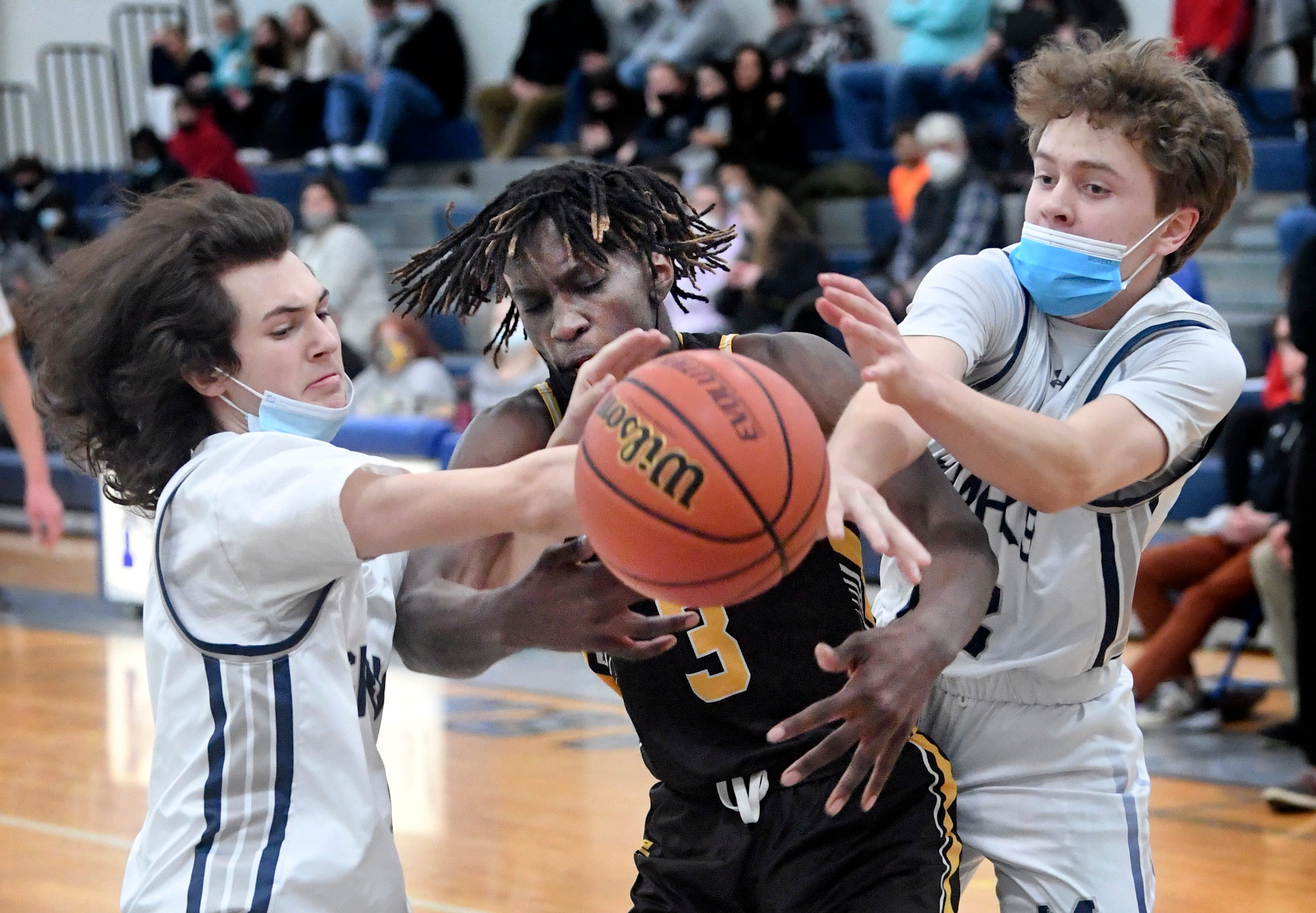 HIGH SCHOOL ROUNDUP: Friday's Cape Cod scores and highlights