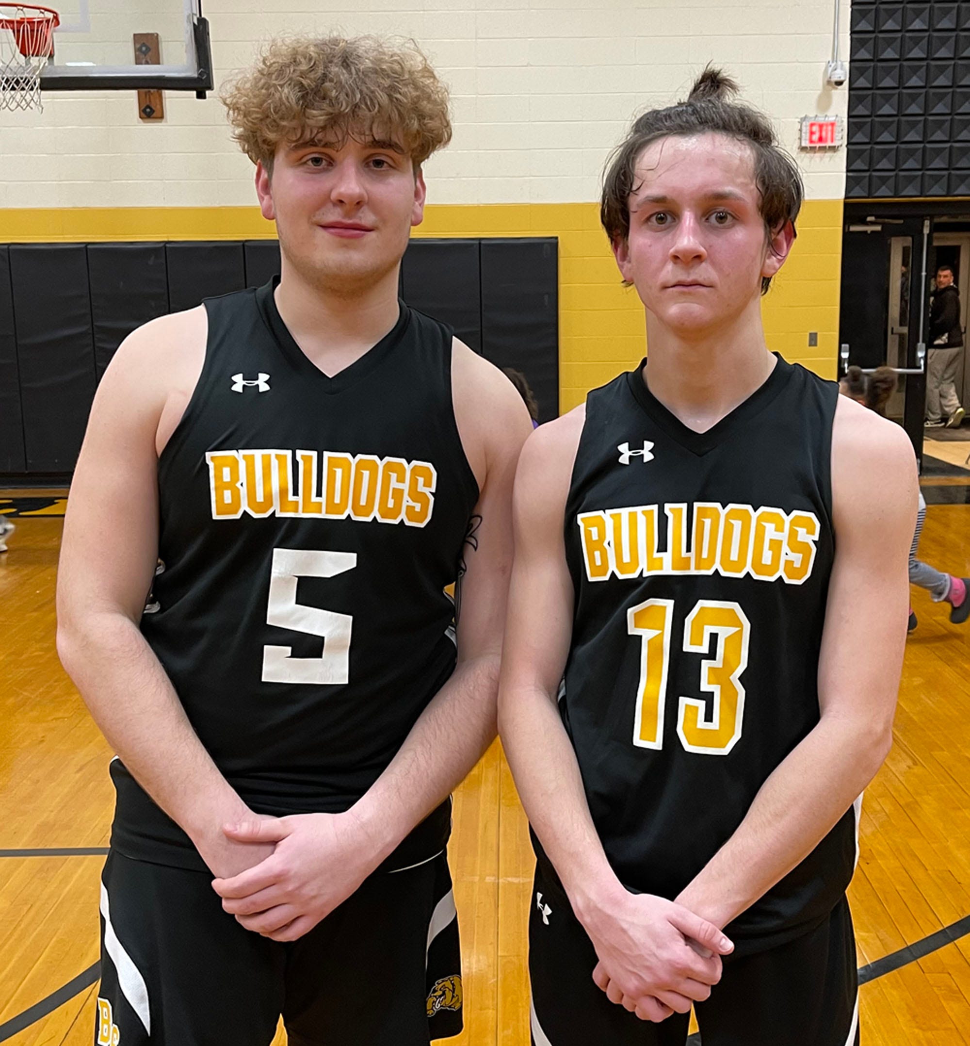 Prep athletes go viral with creative CYO dunk