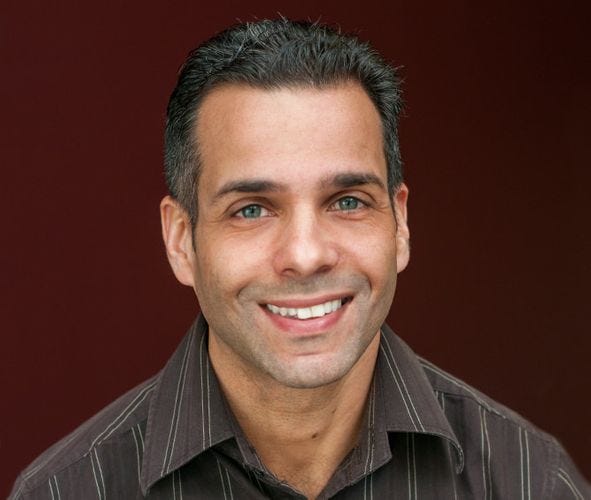 Dr. Ricardo Rosa receives 2022 Black Excellence on the Hill Award