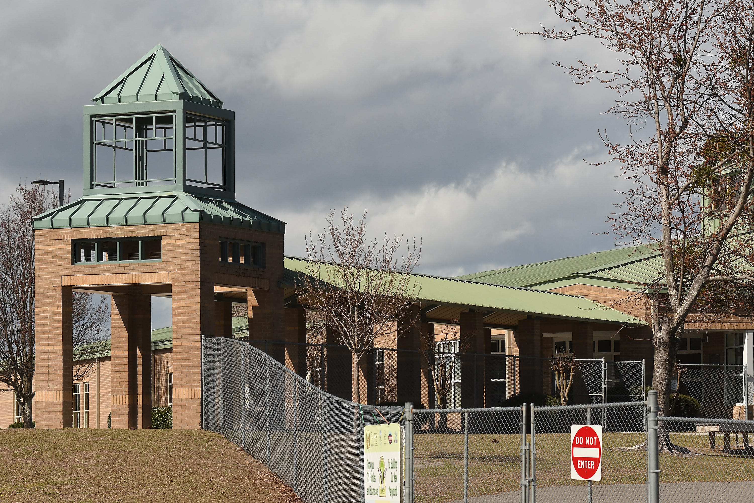 Alumni wish to restore Topsail school's original name preserve history