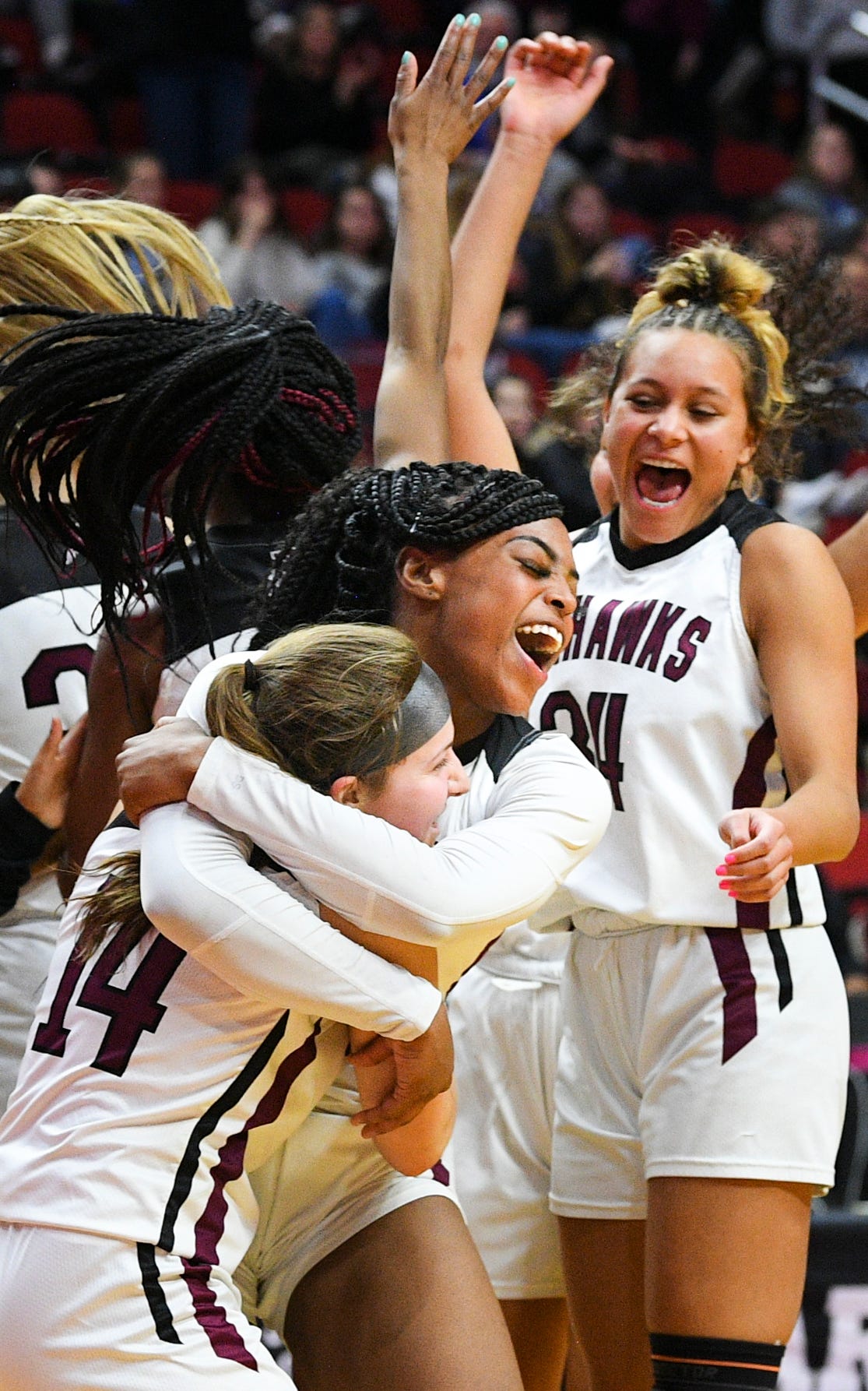 Waterloo West beats Valley, makes 5A Iowa girls basketball state final