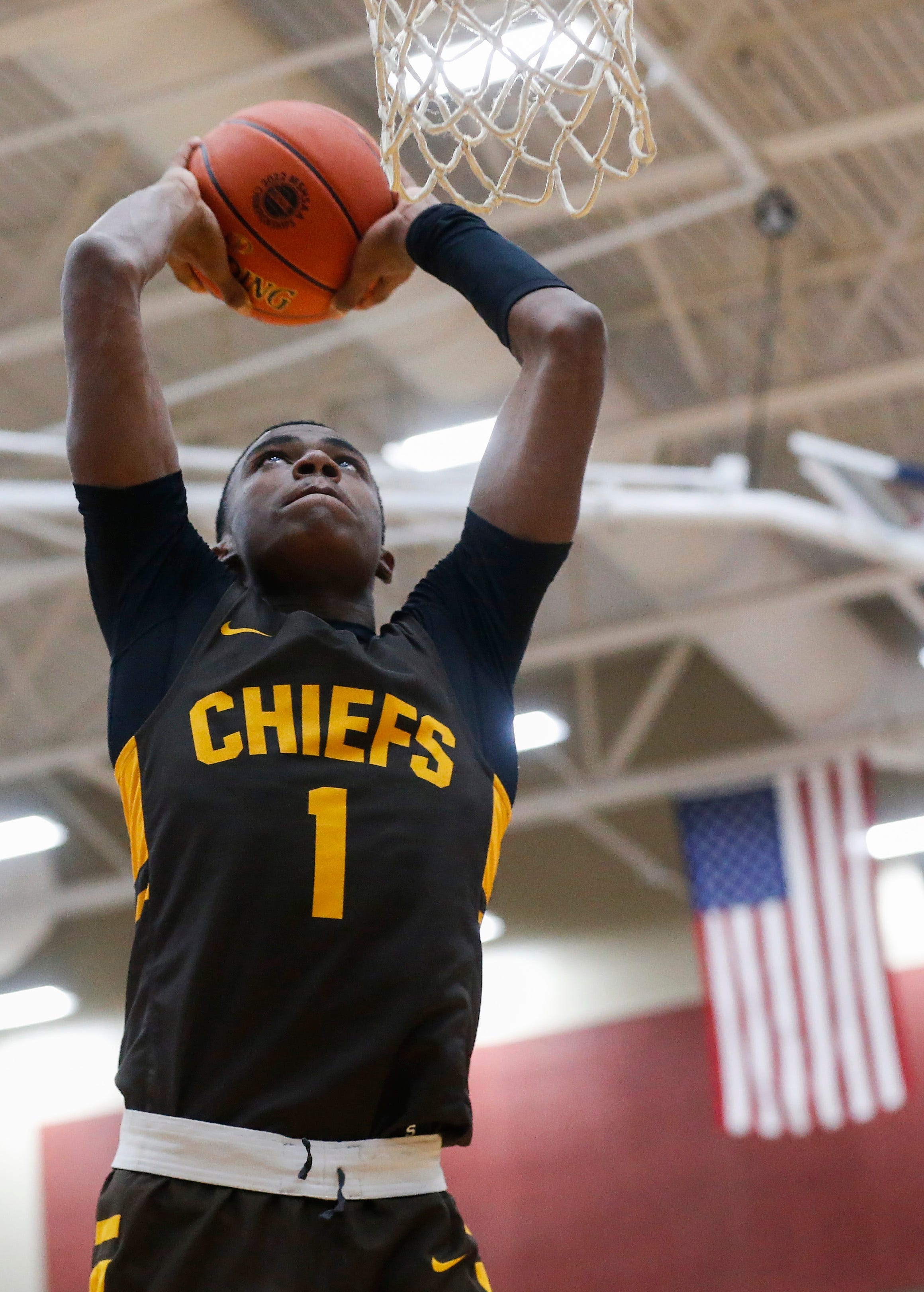 Dominant Dozen: Ozarks boys basketball postseason team 2021-22