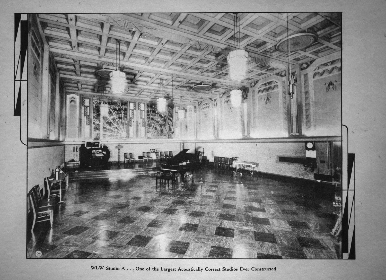 700 WLW-AM turns 100. How the station has shaped Cincinnati, radio