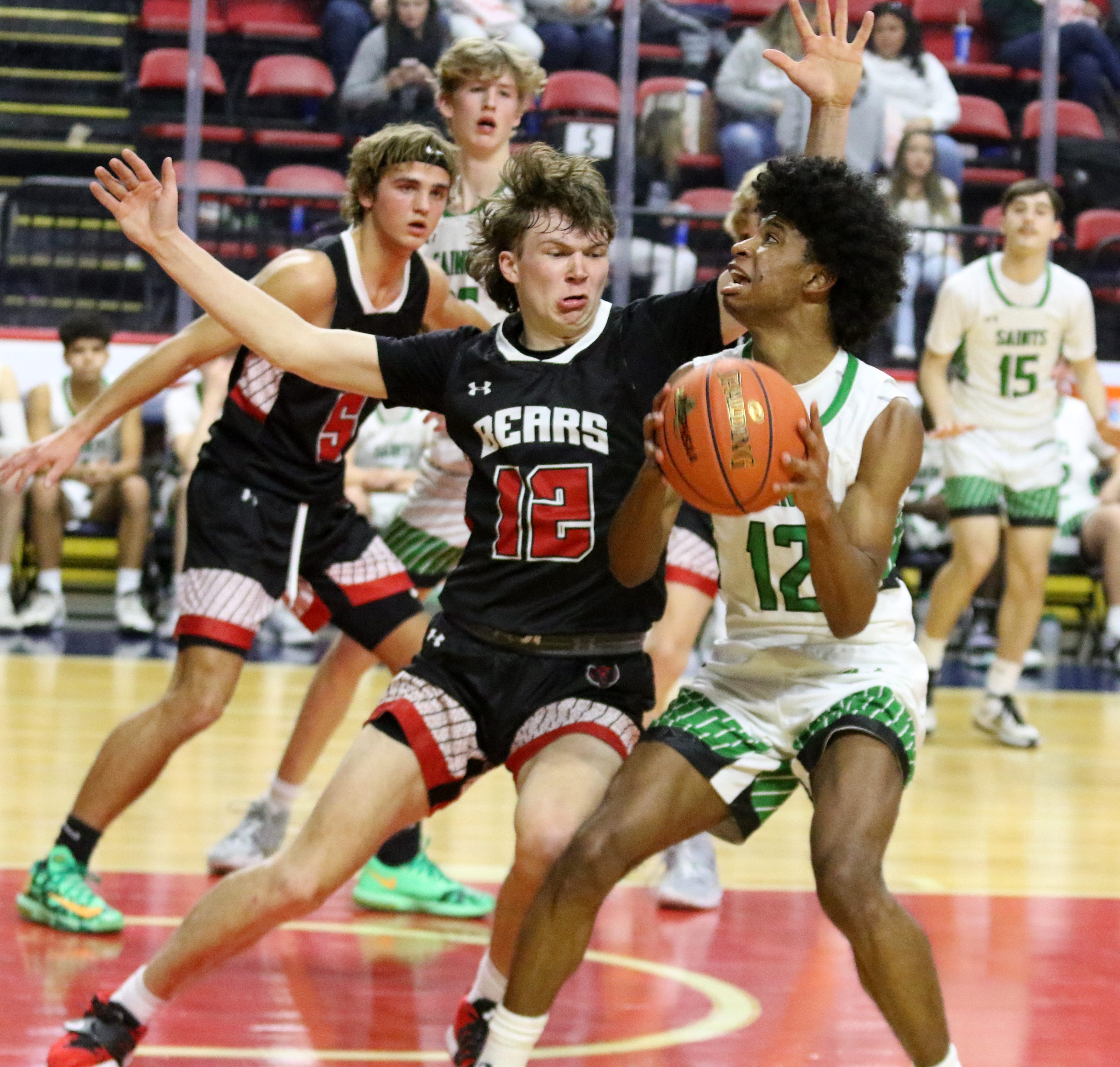Seton Catholic Central's boys advance in state basketball playoffs