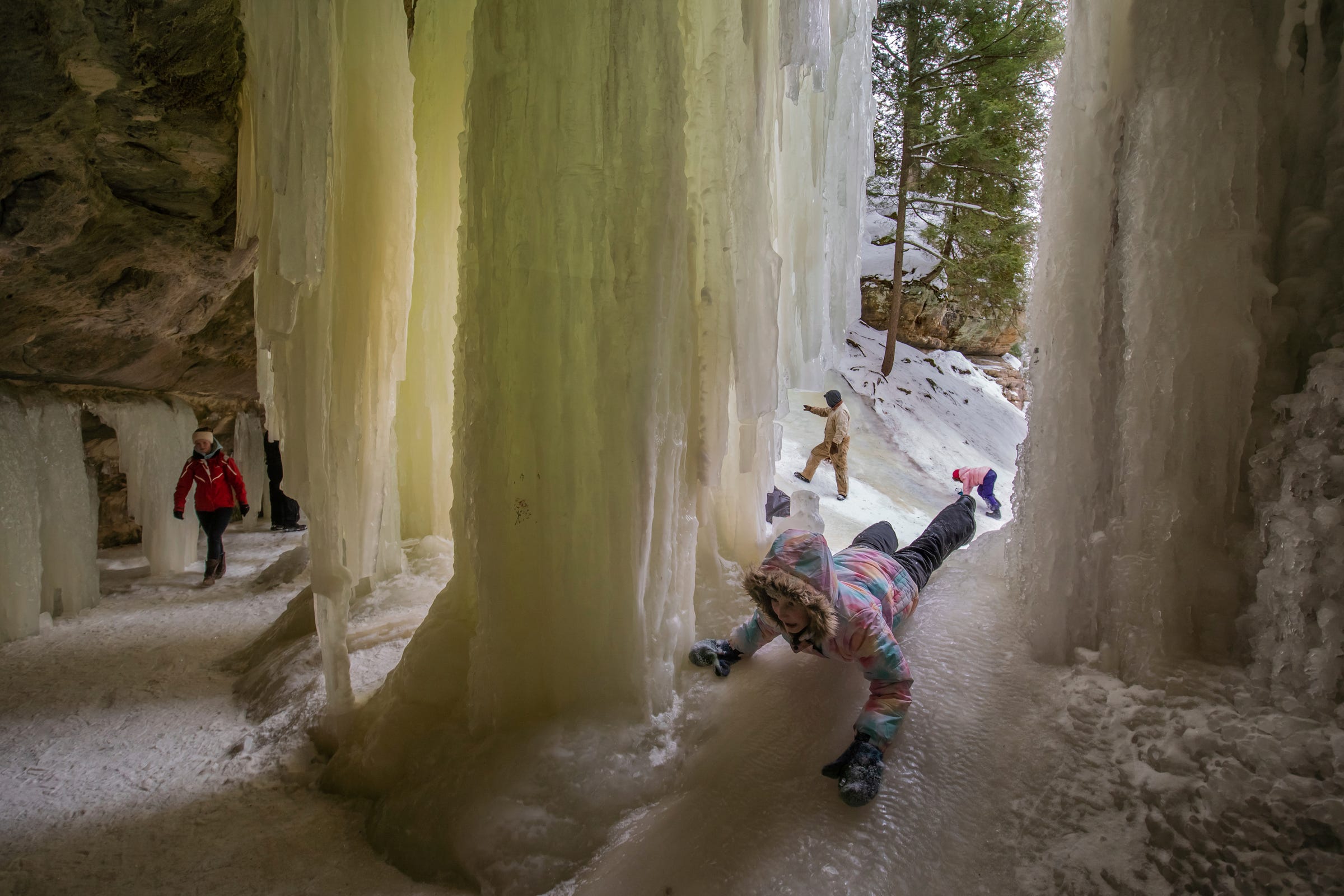 Michigan family's yard overrun by tourists near U.P.'s Eben Ice Caves