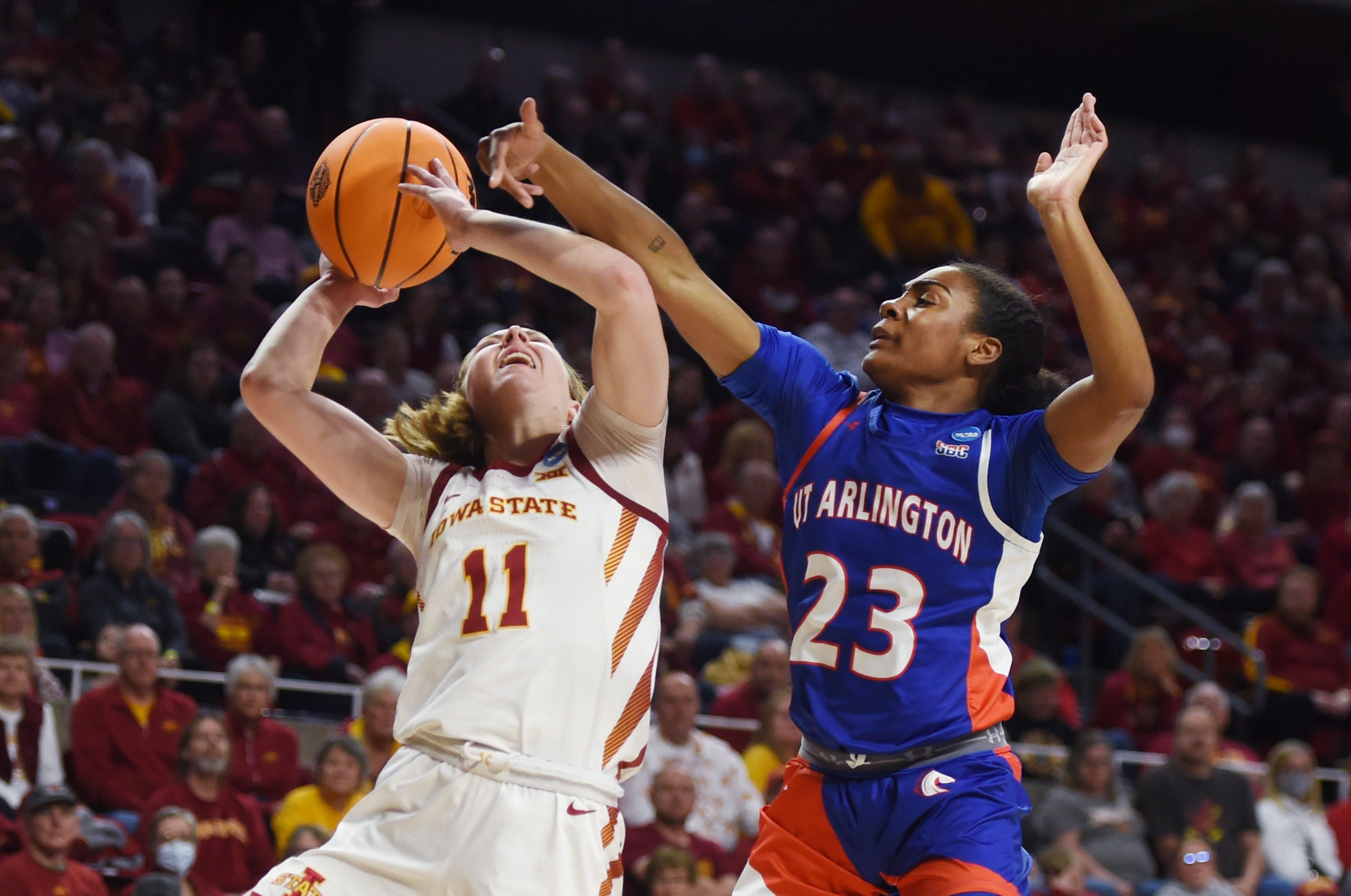 Emily Ryan's huge fourth quarter guides Iowa State women to NCAA win