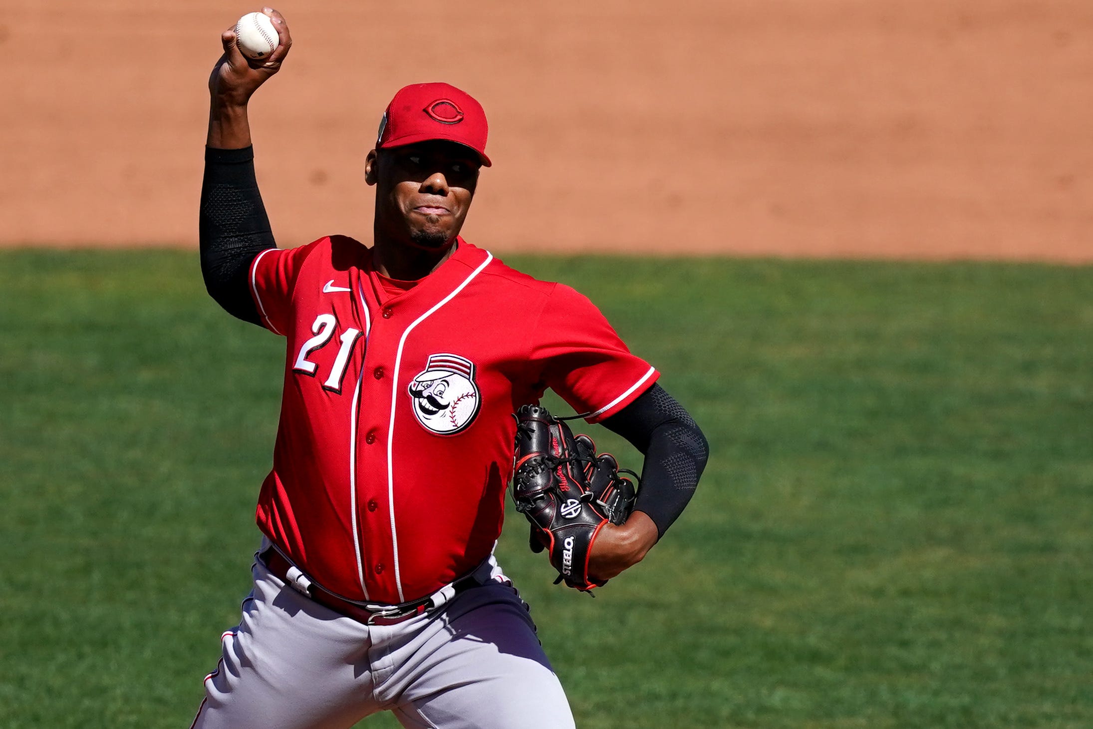 Hunter Greene strikes out two and throws 101 mph in Reds spring debut