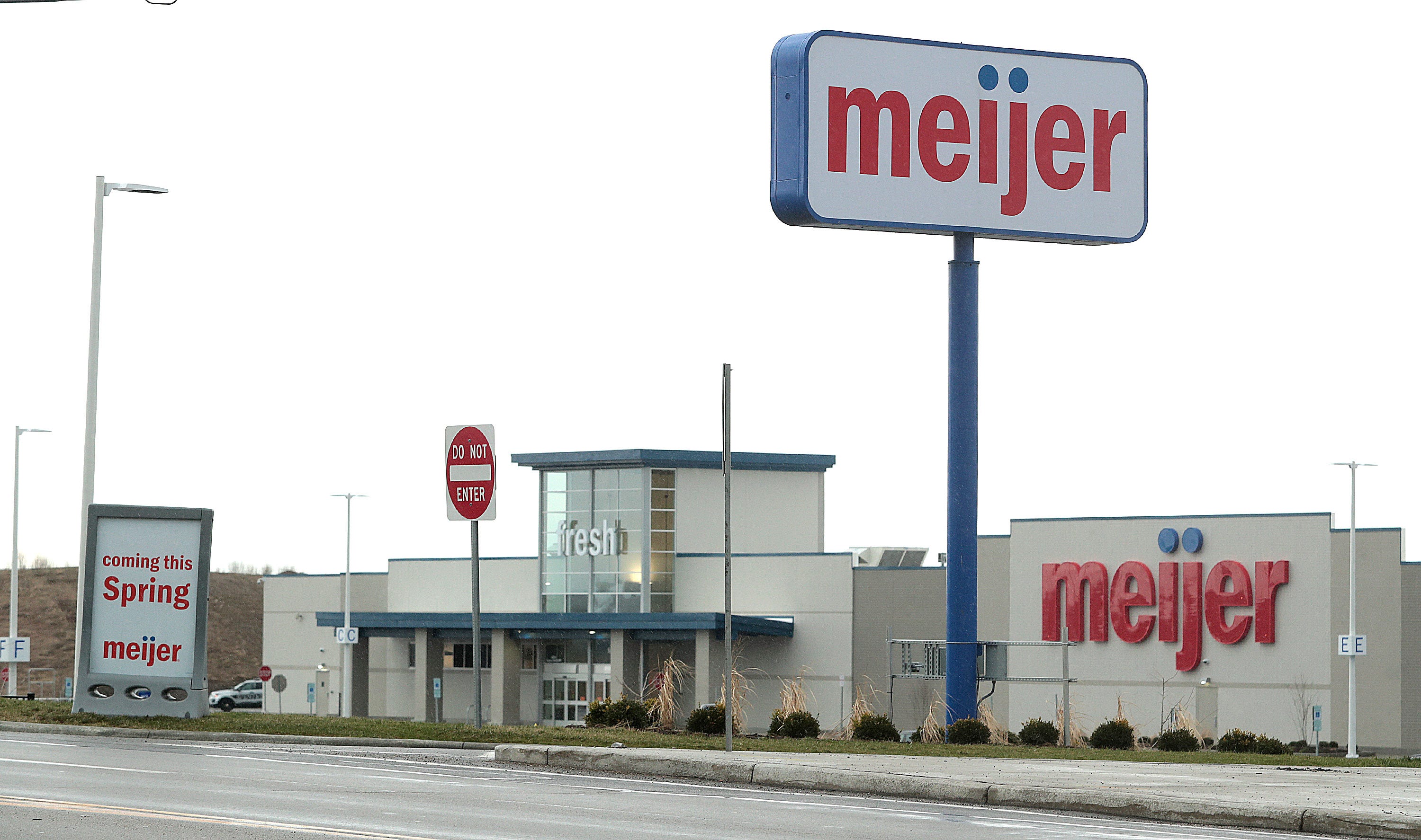 Meijer moves forward with grocery store plan in Lake Township