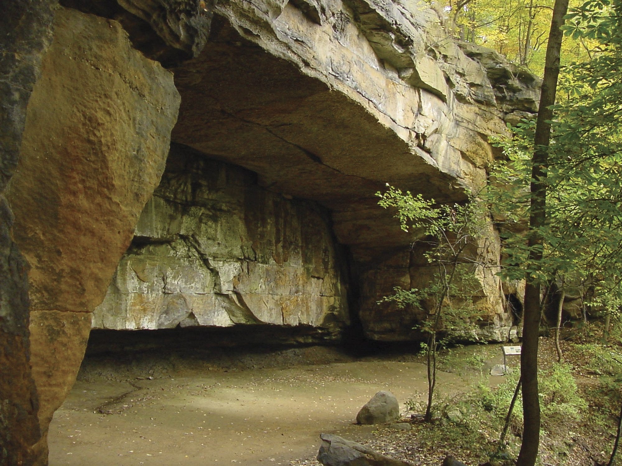 Safe hiking tips for ledges at Summit Metro Parks, CVNP
