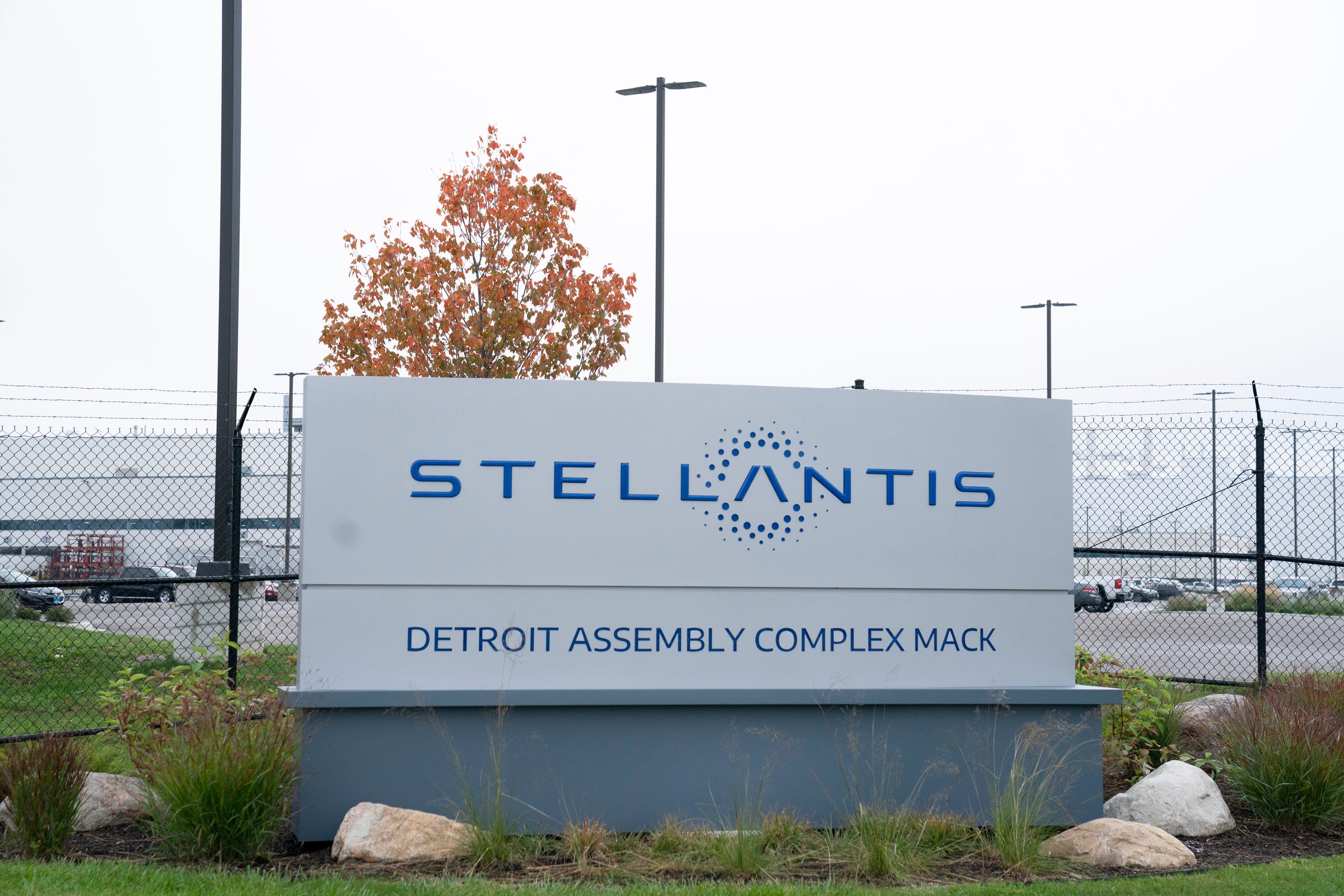Stellantis Detroit plant that makes Durango, Grand Cherokee offline