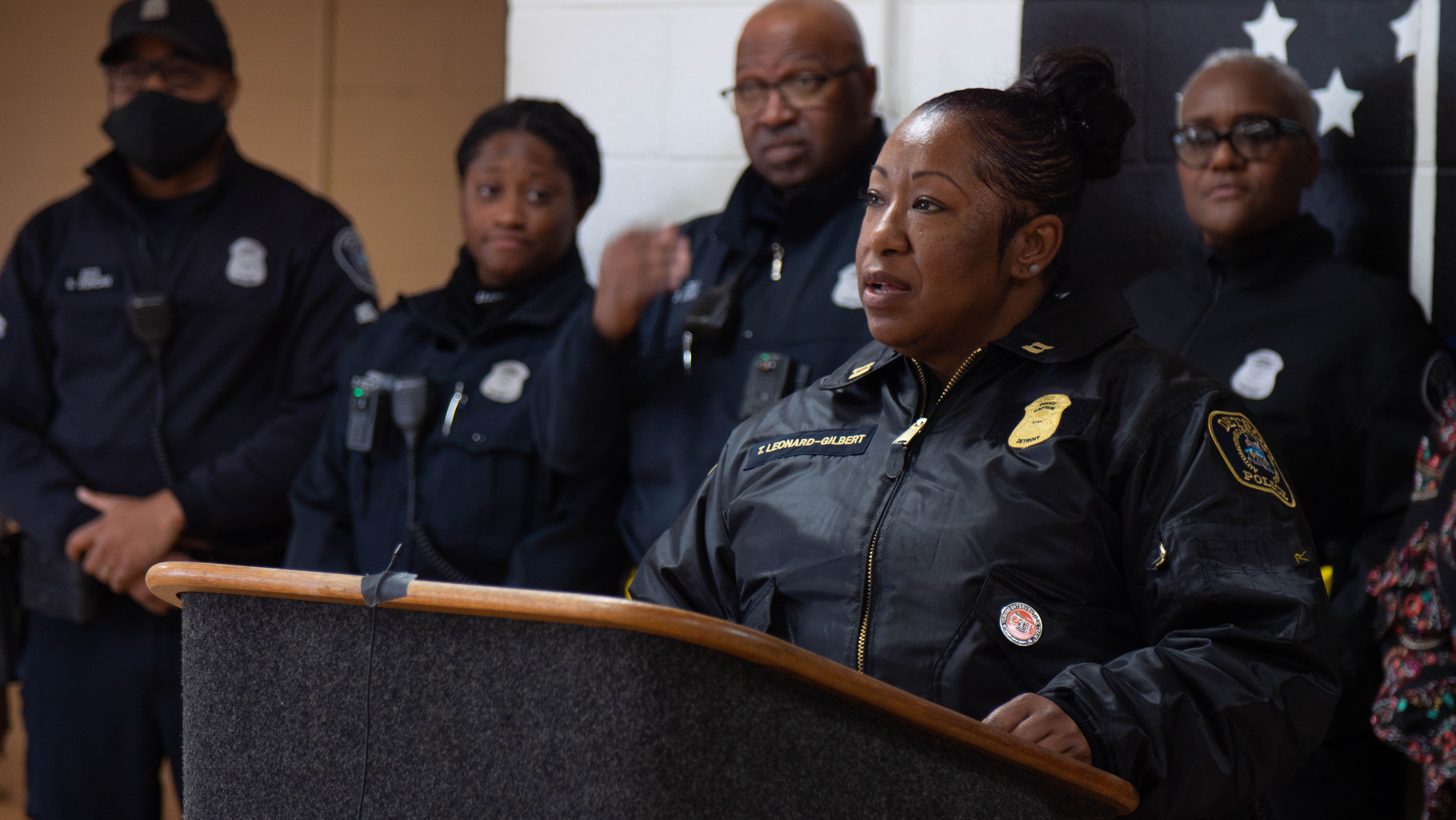 Detroit police expand effort to send social workers on some runs
