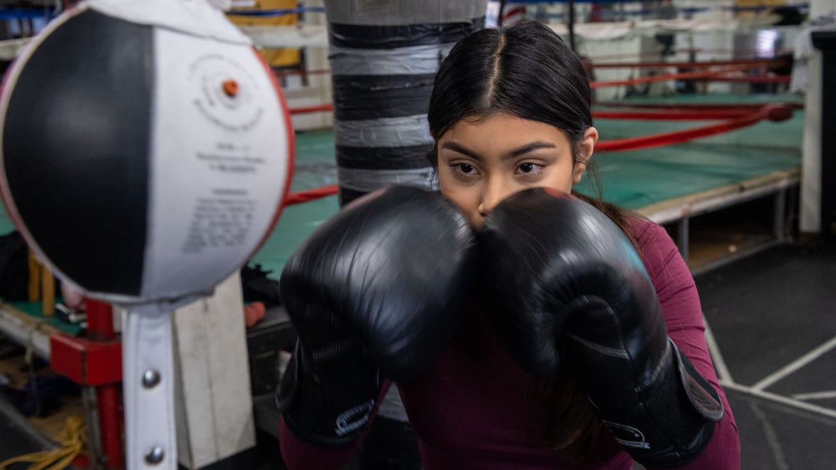 GALLERY: Salinas women fighting to put female boxers on the map