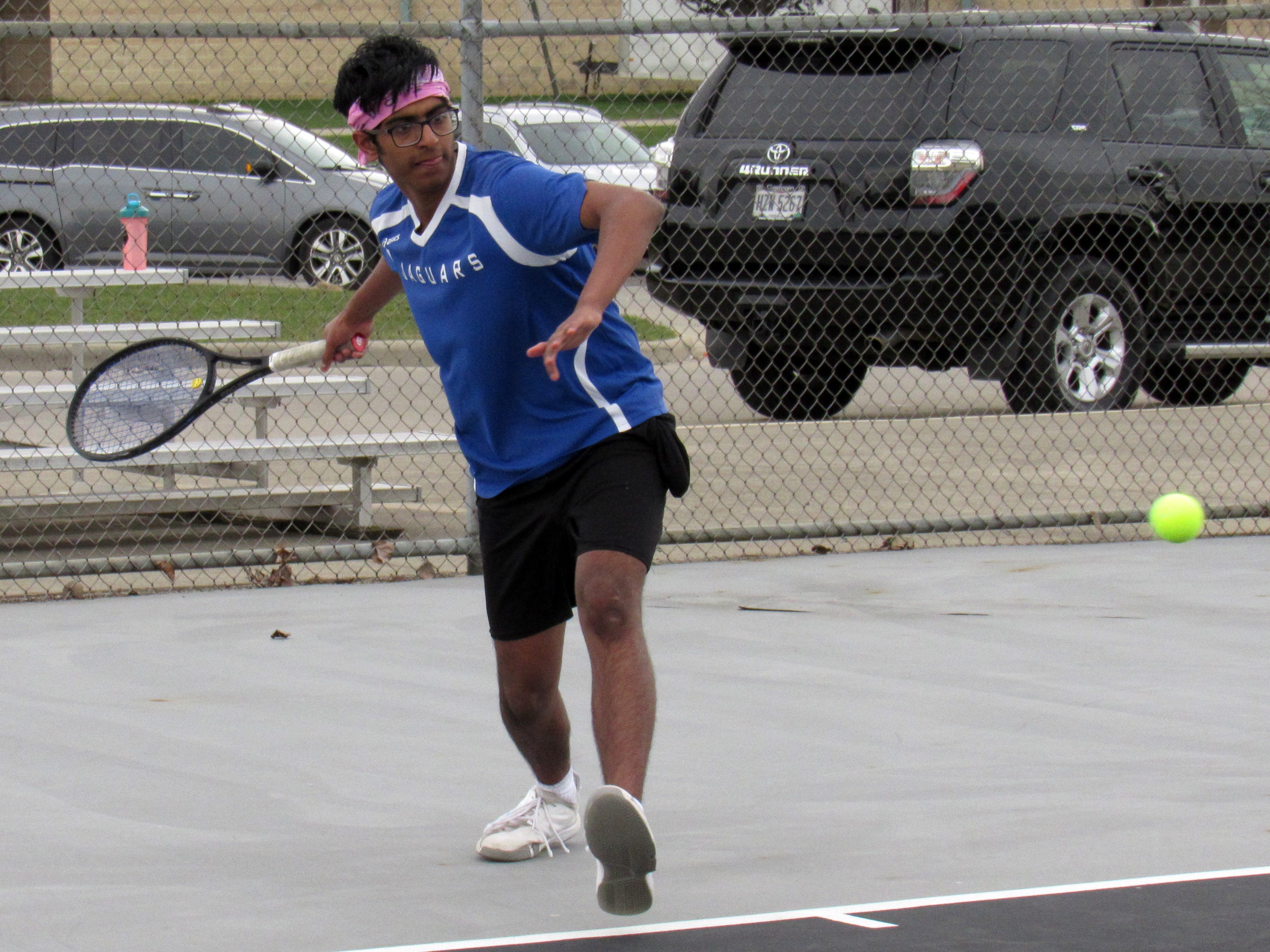 Boys Tennis: Reddy ready to tackle competition for Hilliard Bradley