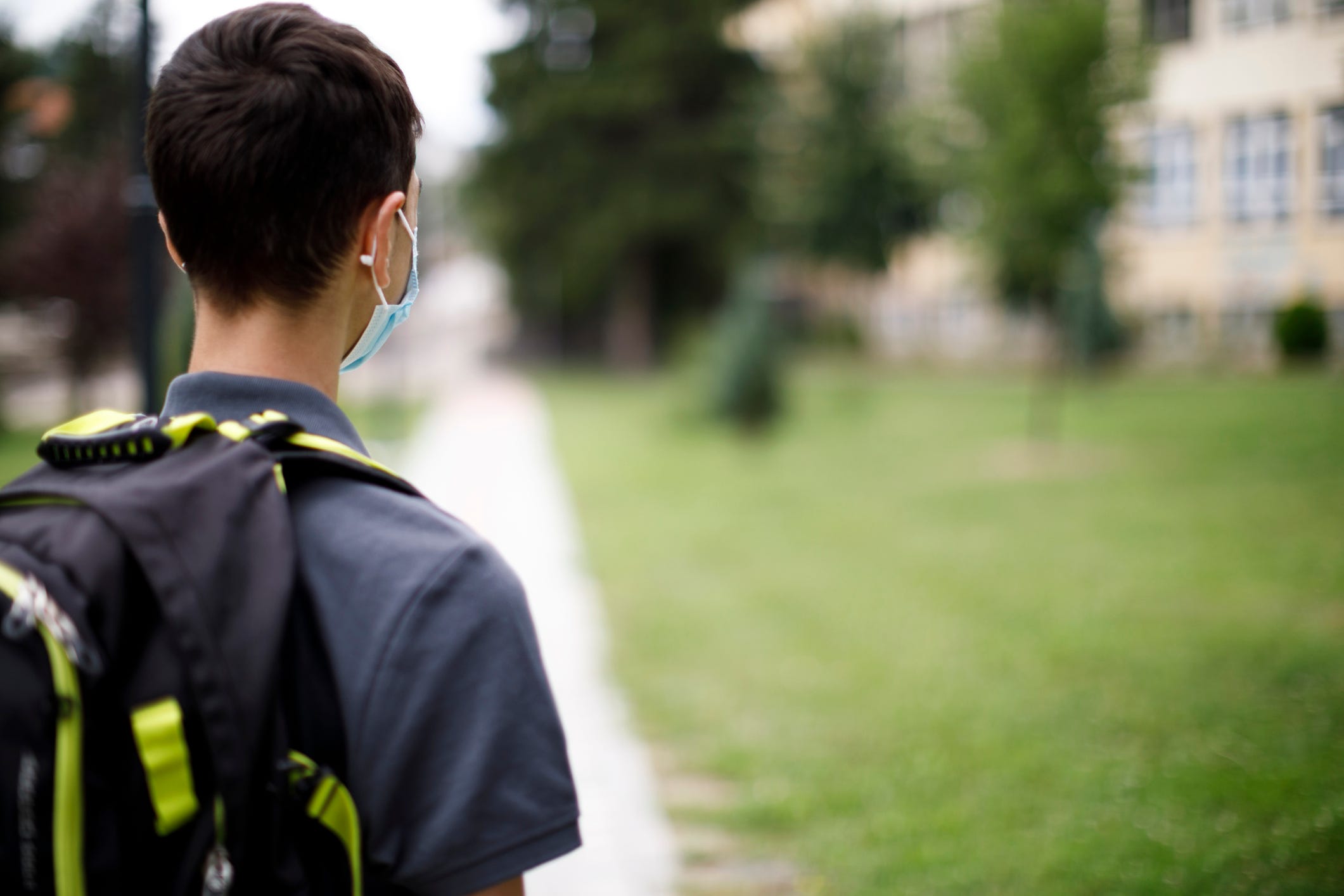 Coronavirus: Guillain-Barre syndrome tingling associated with COVID-19