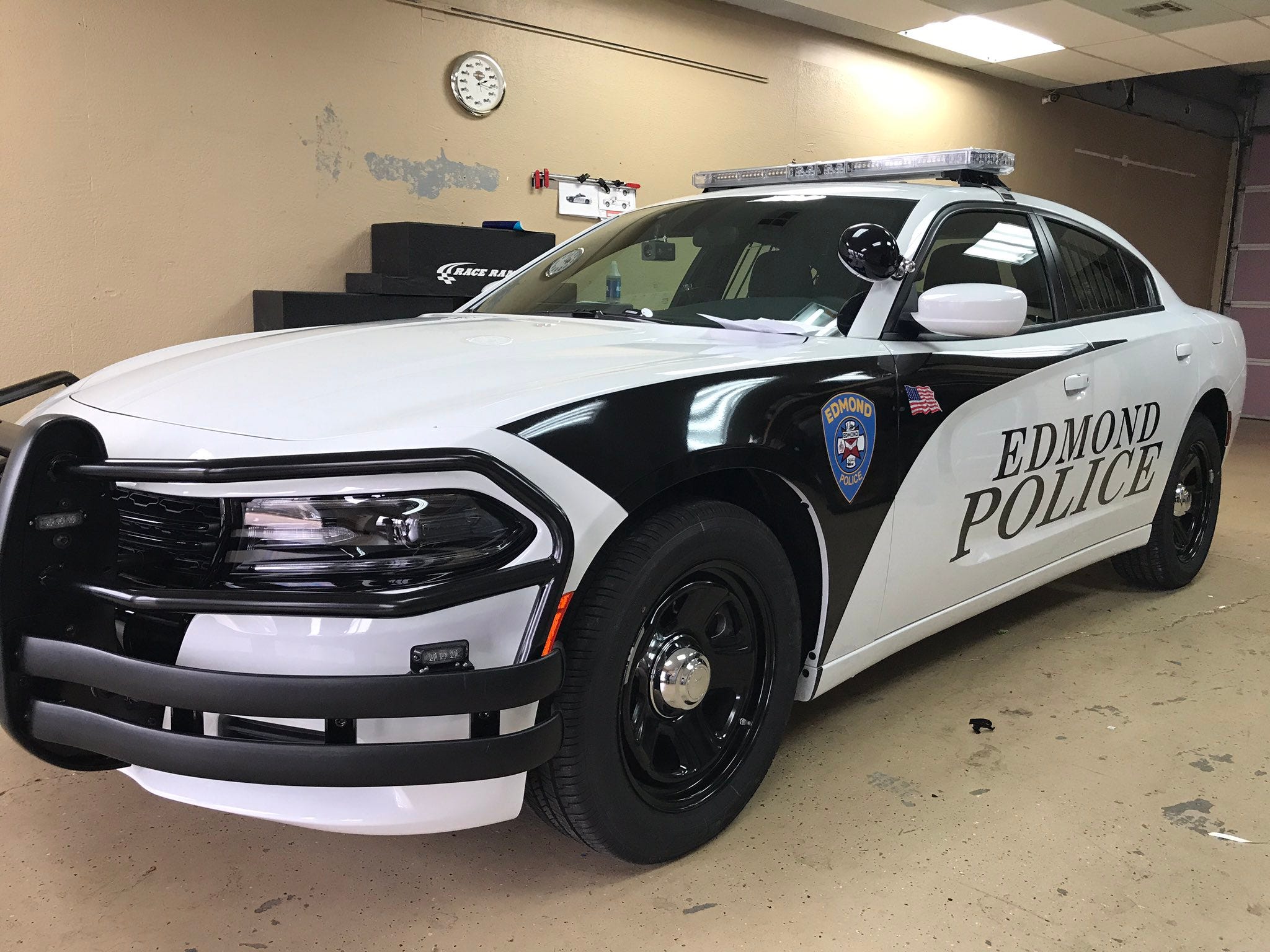 Edmond motorcycle officer injured during pursuit of reckless driver