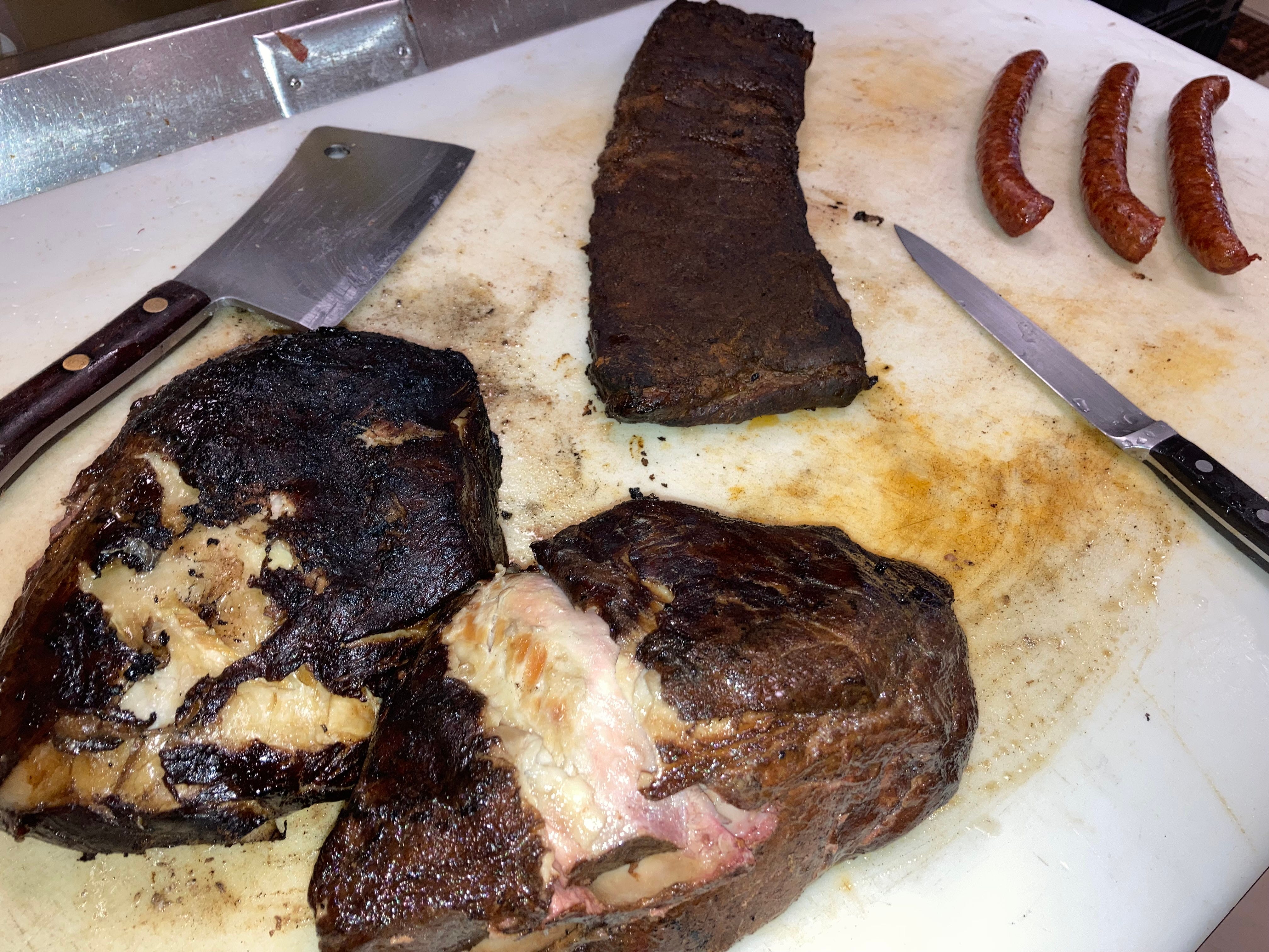 Alabama barbecue: Where pork, dry rub and white sauce are king