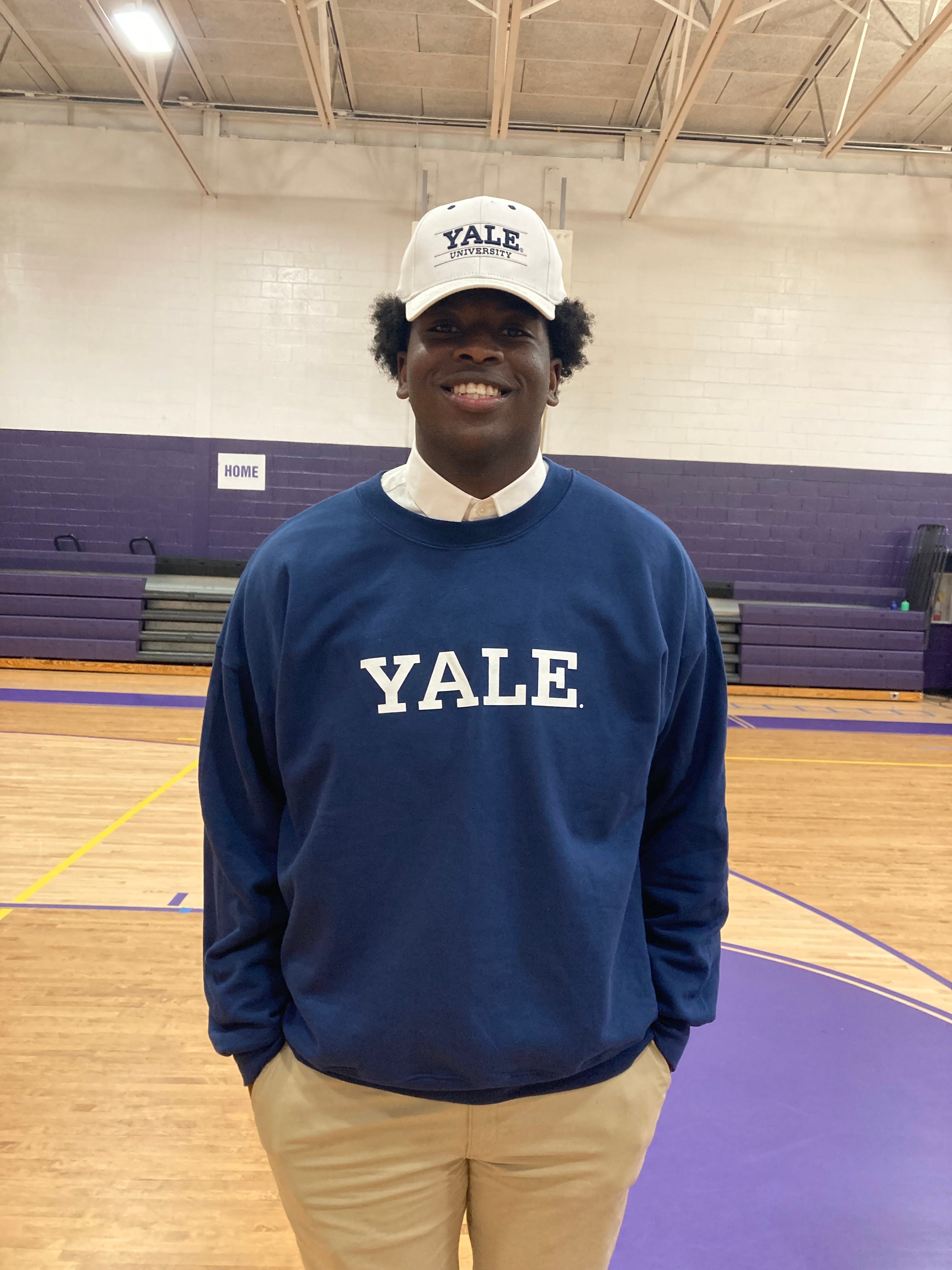 Dayyan O'Neal signs to play football at Yale after first prep season