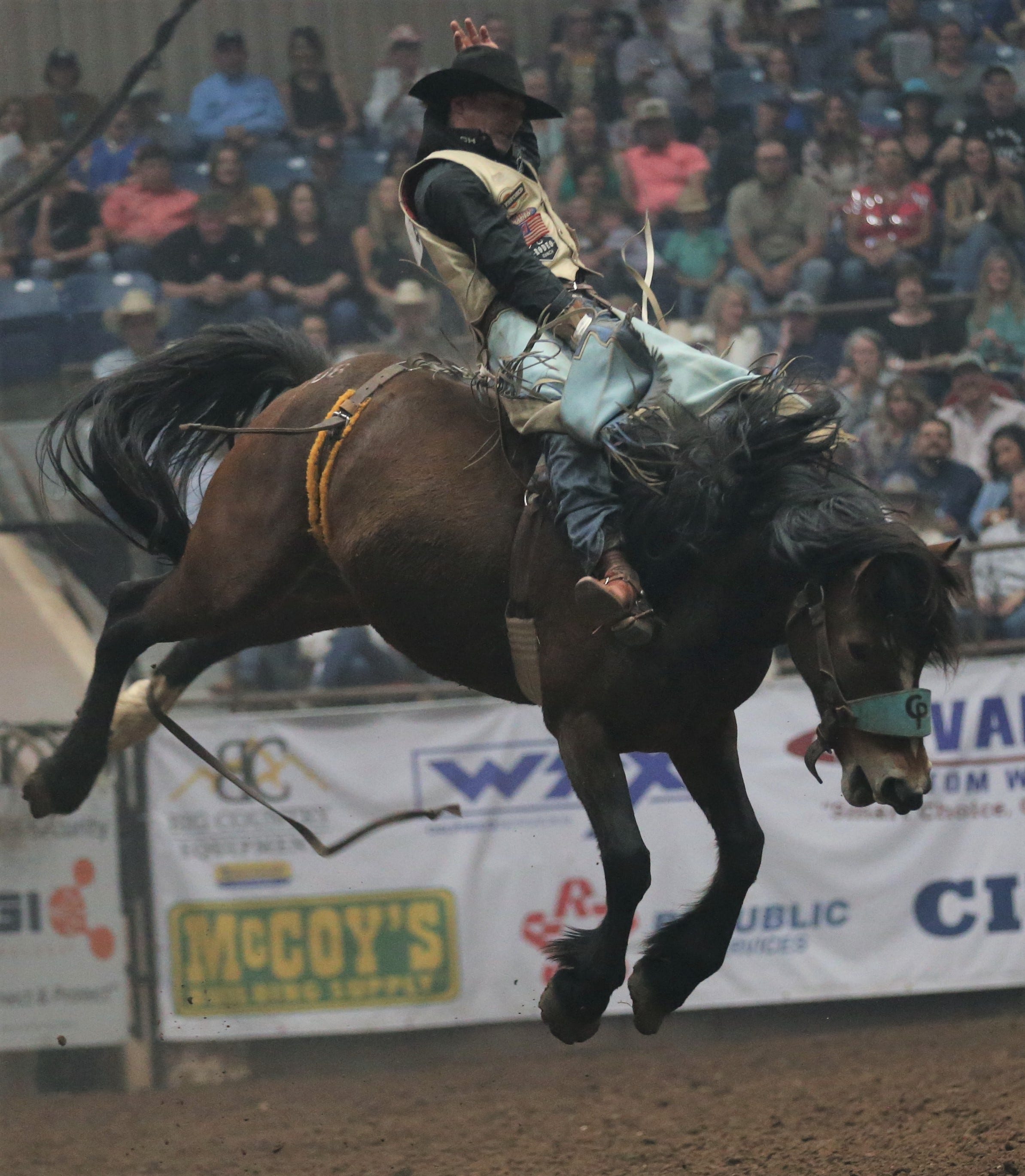 Young bareback rider Hayes gets biggest win at San Angelo Rodeo