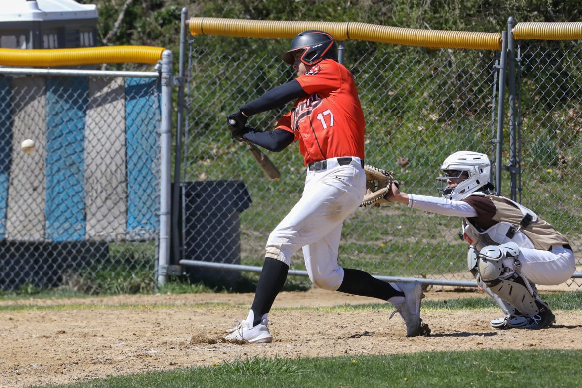 Thursday's scores: Diman baseball stays hot, Durfee tennis wins again