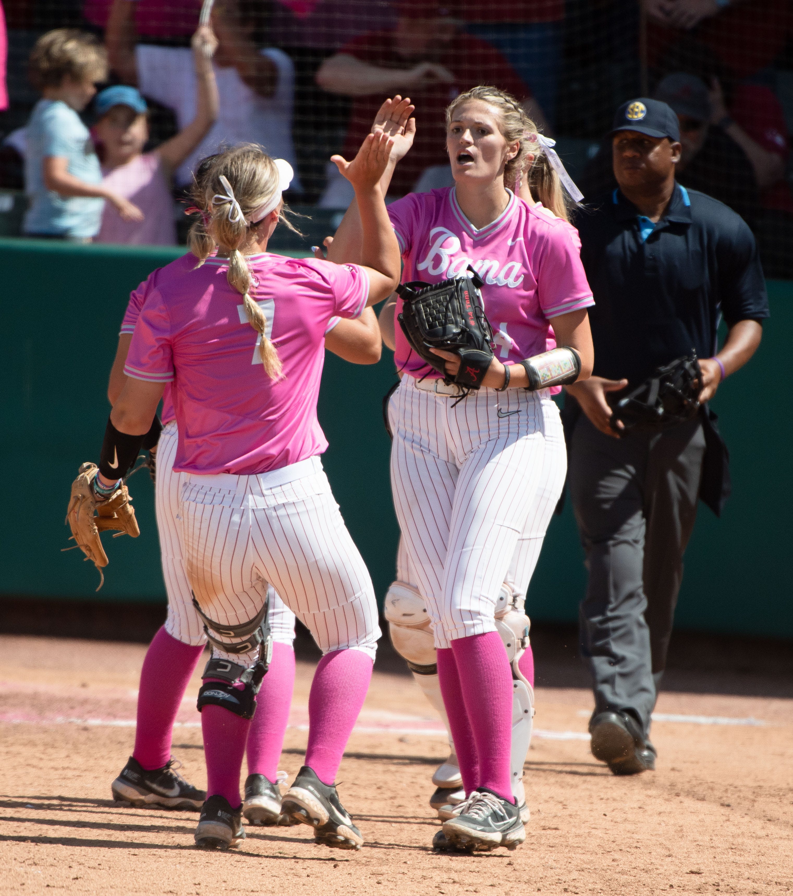 Montana Fouts: 5 things to know about Alabama softball ace pitcher