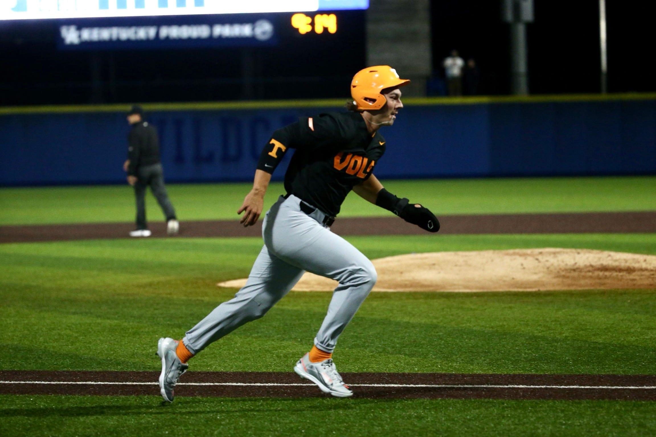 Jordan Beck, Trey Lipscomb among number changes for Tennessee baseball