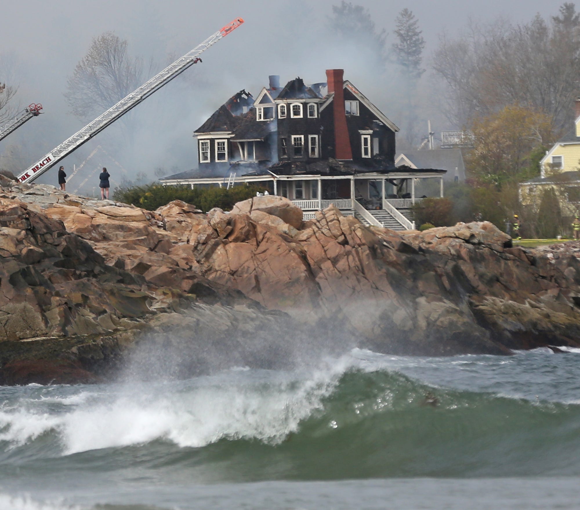 York considers demolishing historic oceanfront home ravaged by fire