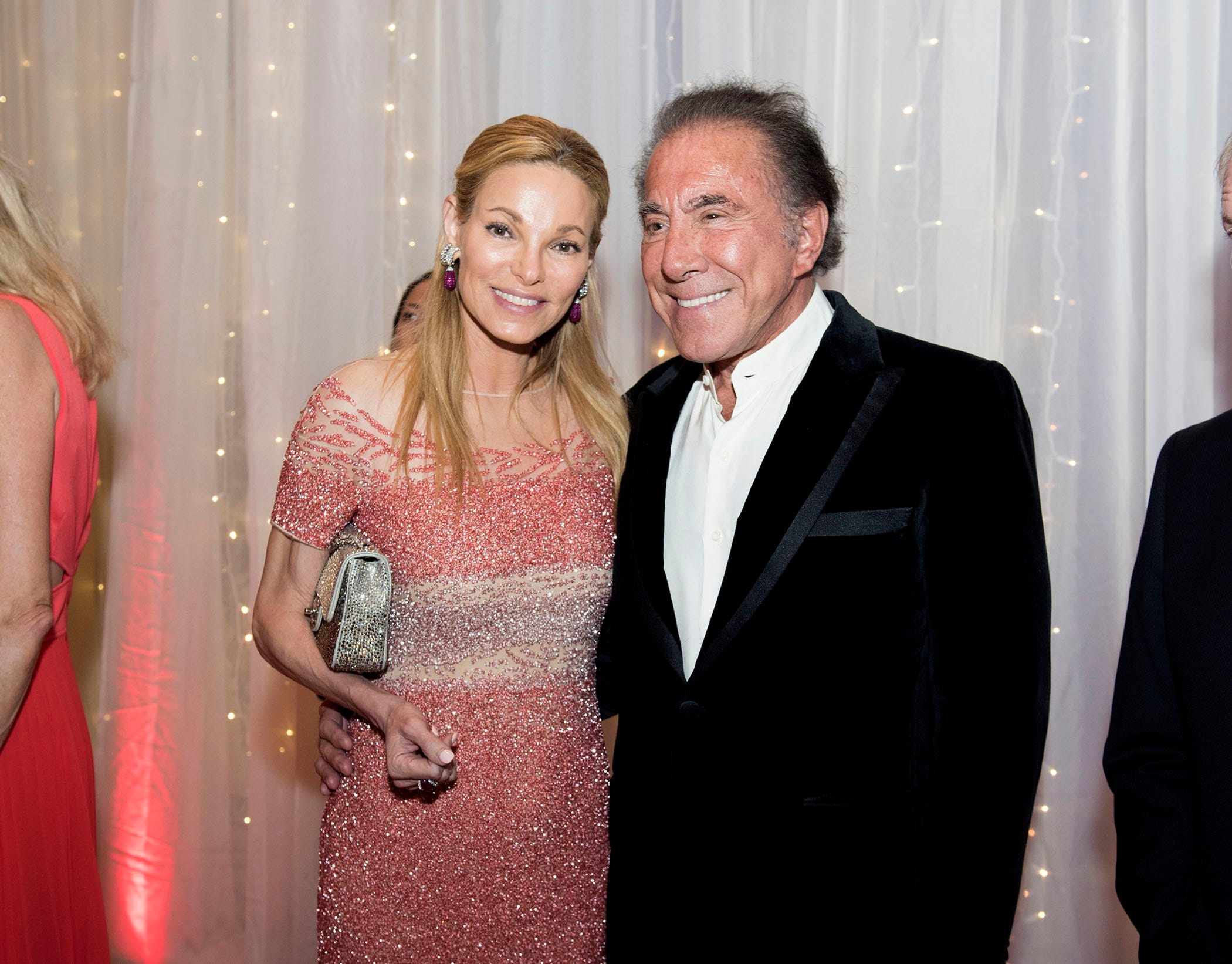 Ultra-rich flock to Florida Gov. Ron DeSantis amid presidential talk