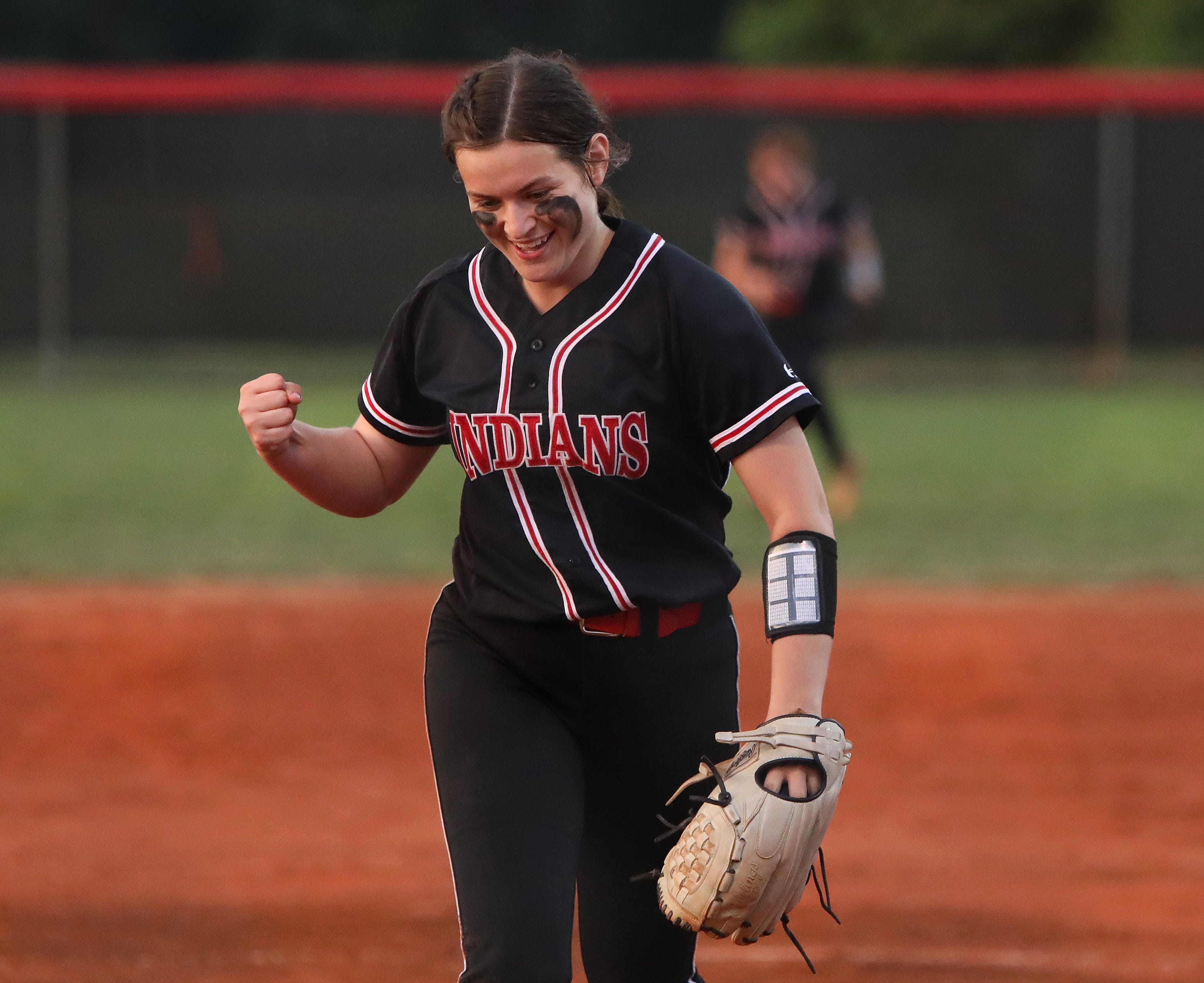High school softball: Fort White tops Union County to advance to first ...