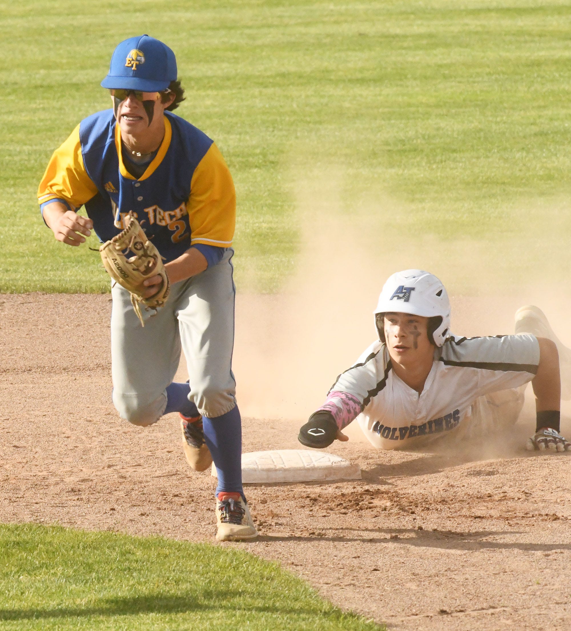 Abbott Tech wins CT Tech Conference championship over Ellis Tech