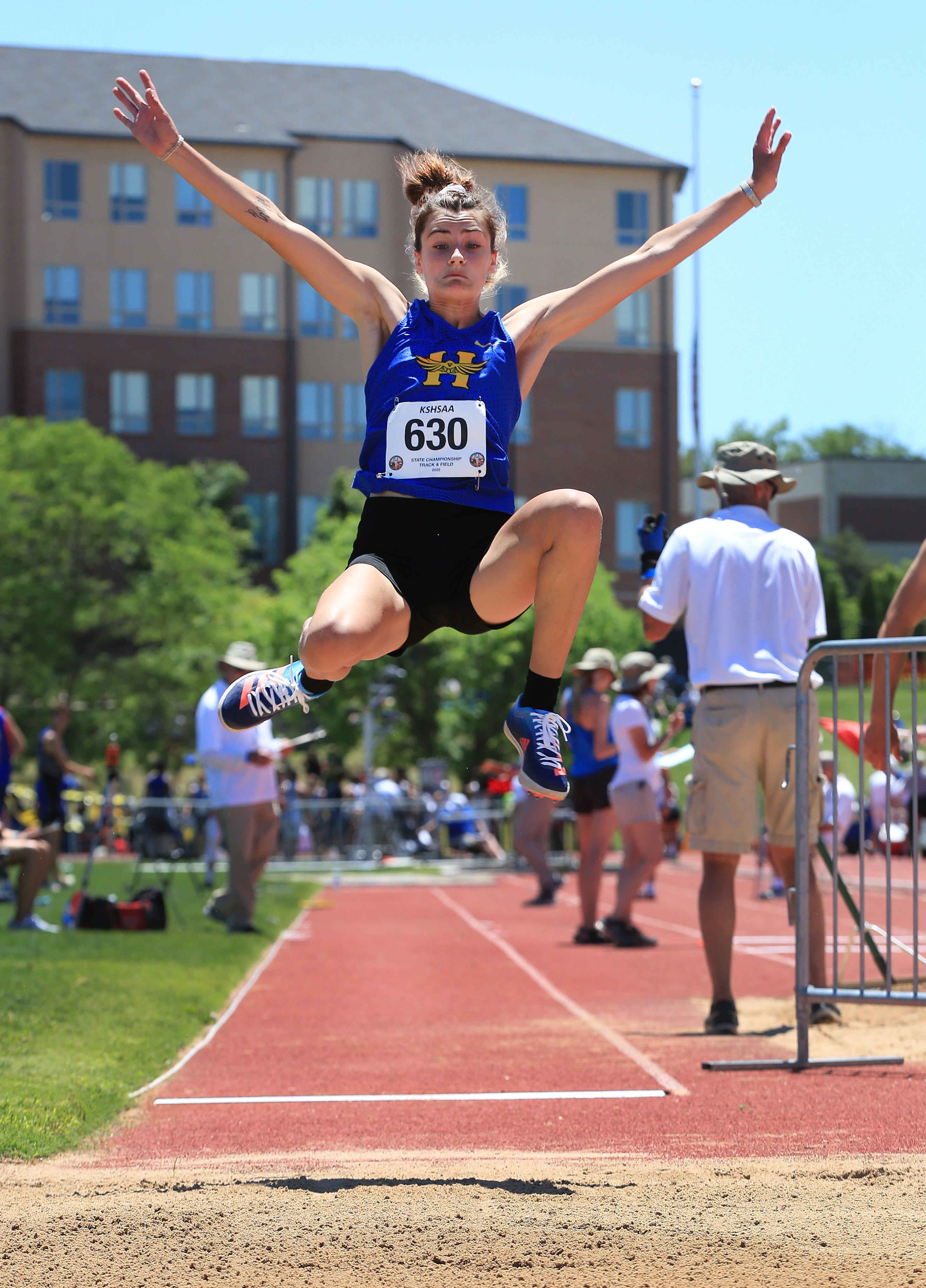 Trinity's Neal, Hutchinson's Schwartz earn gold at state track meet