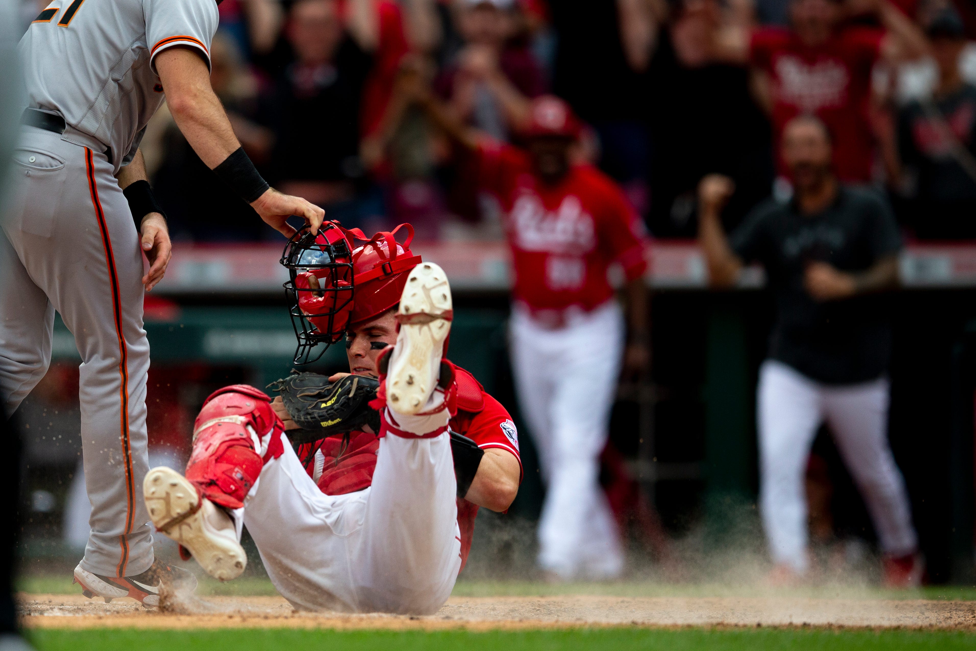 Tyler Stephenson injuries won't push him to change positions for Reds