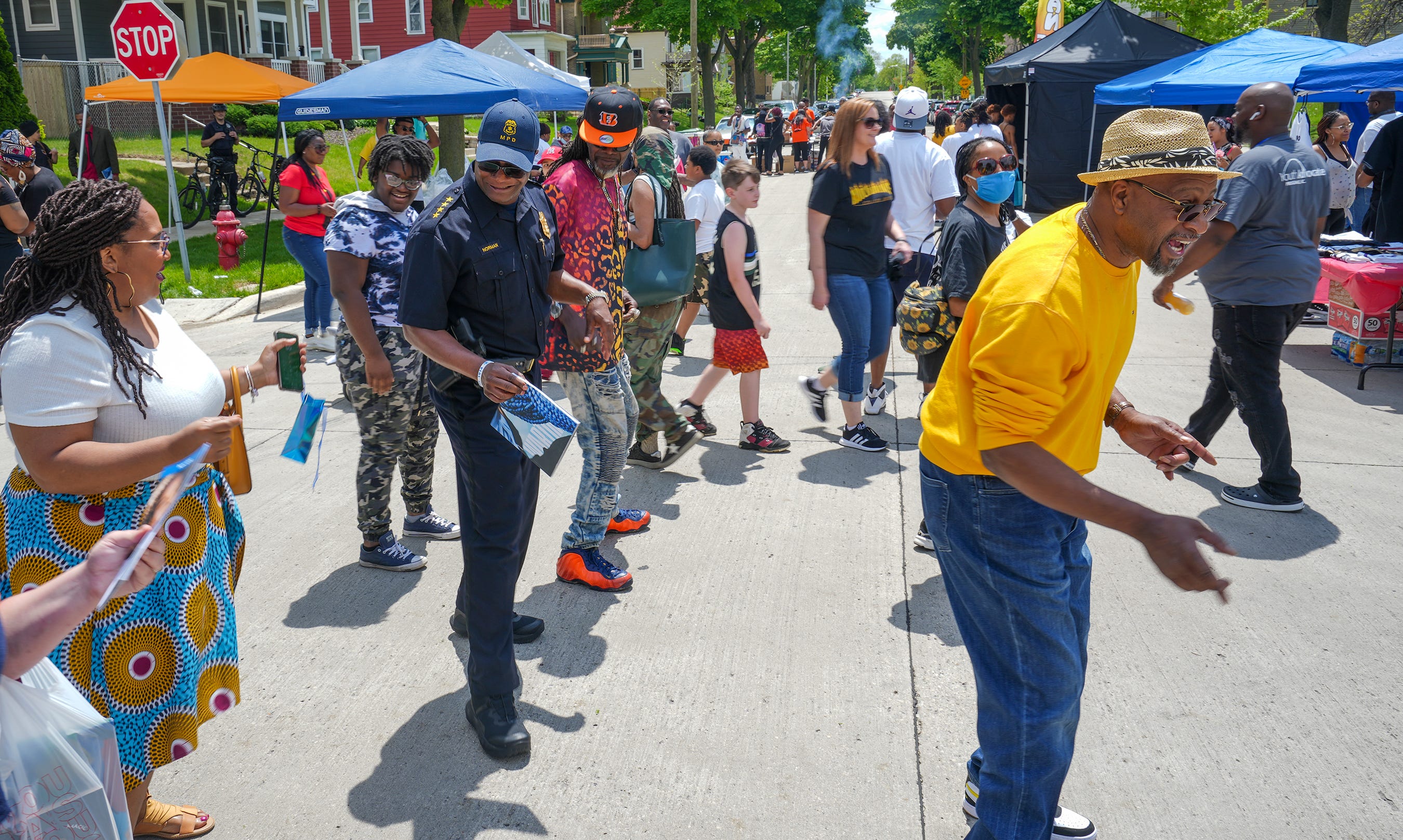 Milwaukee comes together at 10th annual Heal the Hood block party