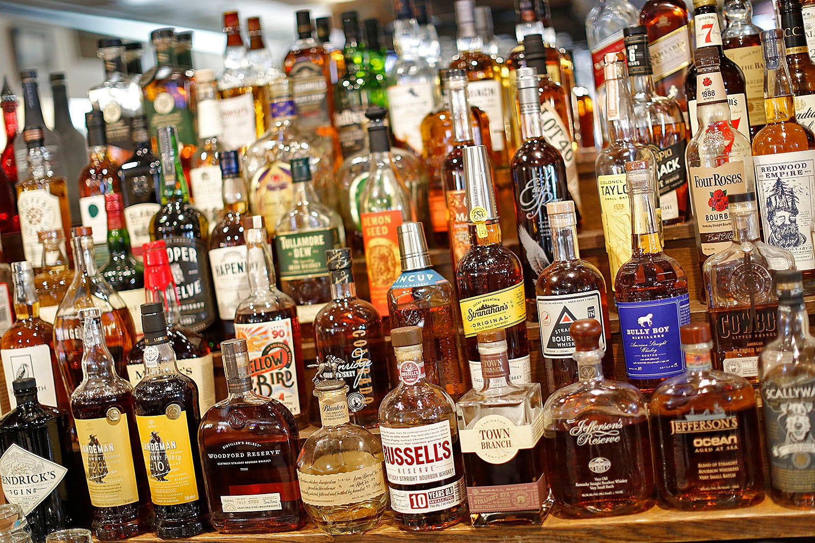 Tolson's Tap and Tavern opens in Pembroke, live entertainment and more