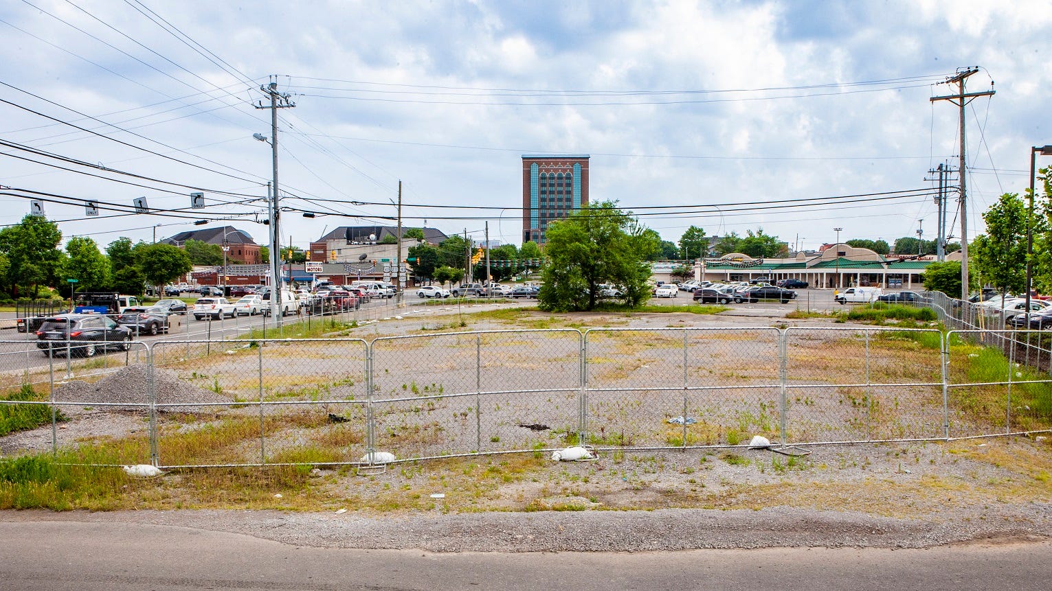 Murfreesboro to unearth creek buried under Broad St. and build a park