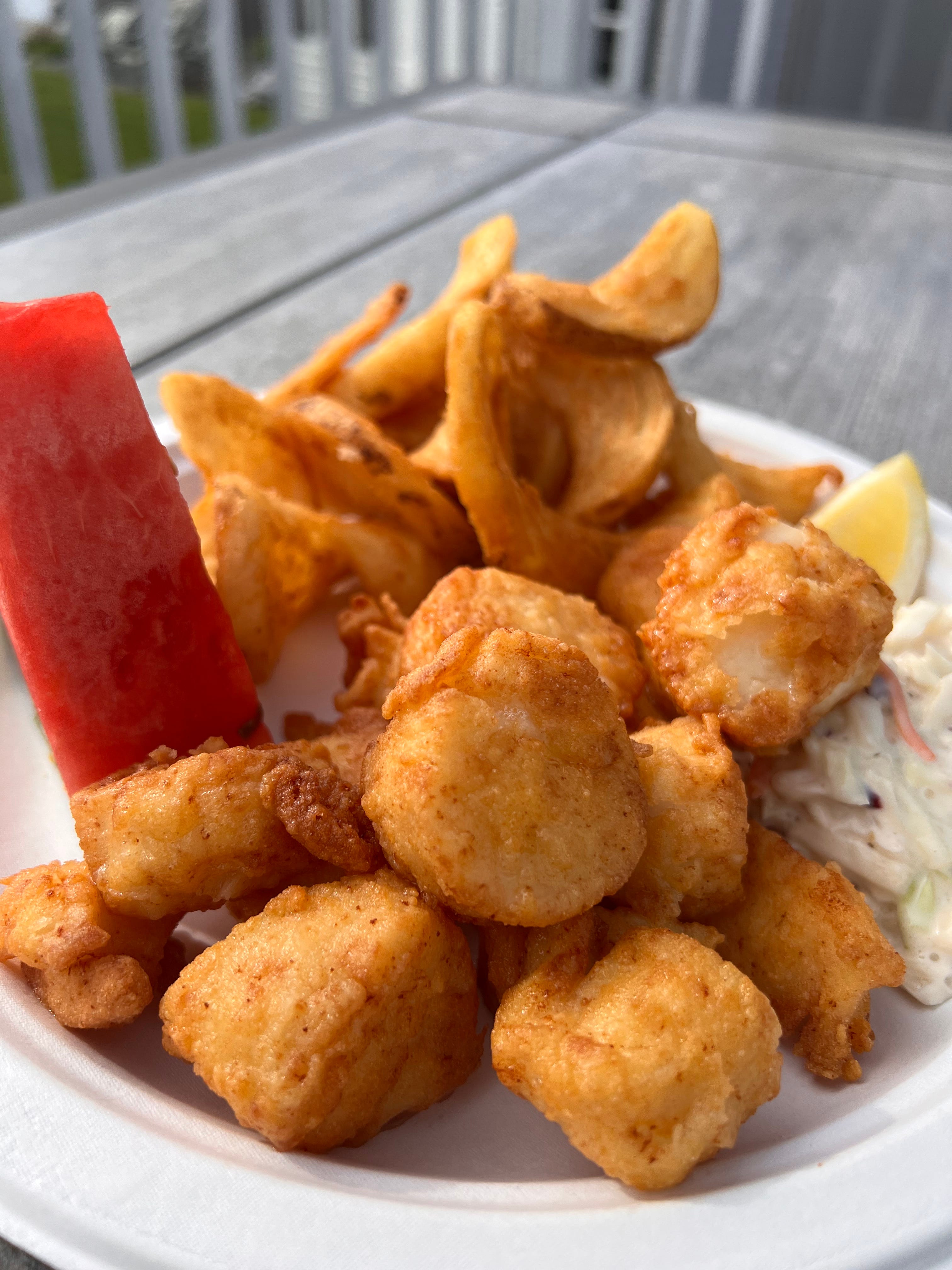 Raynham restaurant: Seafood & Cones serves ice cream, fried fish