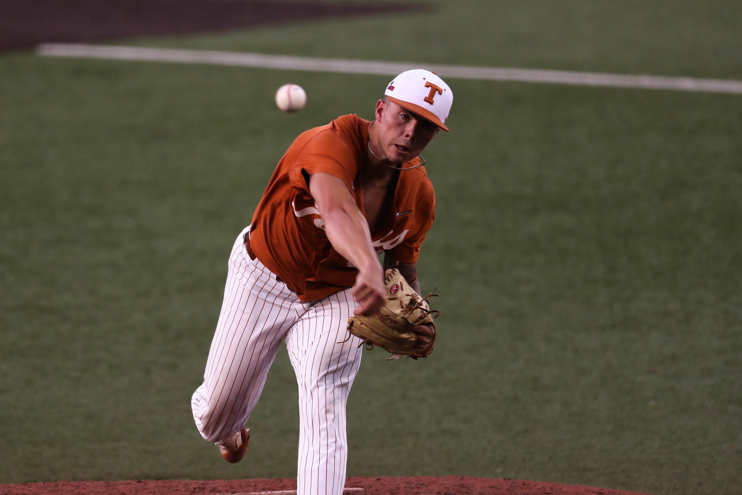 Resurgent Tristan Stevens provided intangibles in huge Texas win