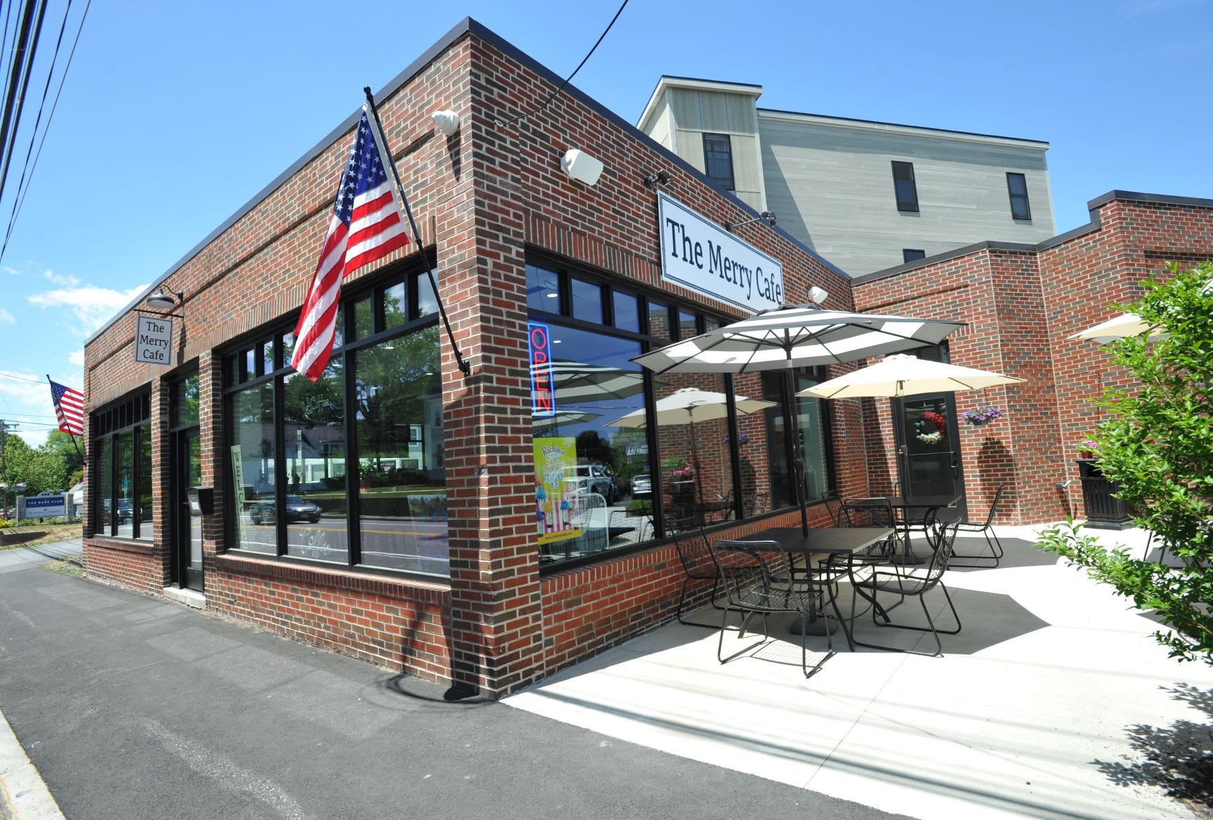 Weymouth's Merry Cafe opens, offering coffee, ice cream, vegan too