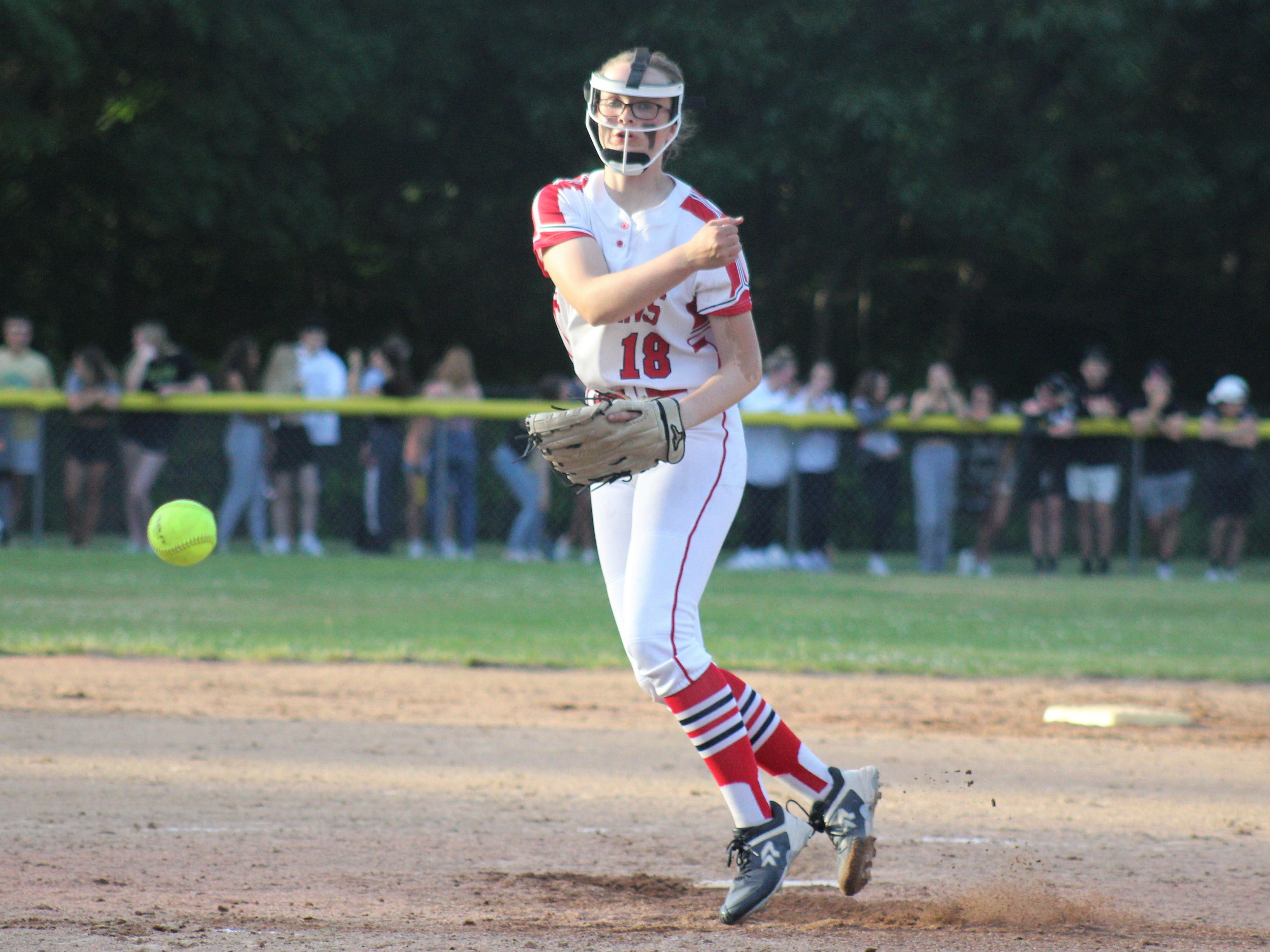 Monday scores: B-R softball's Welch tosses nine inning no-hitter