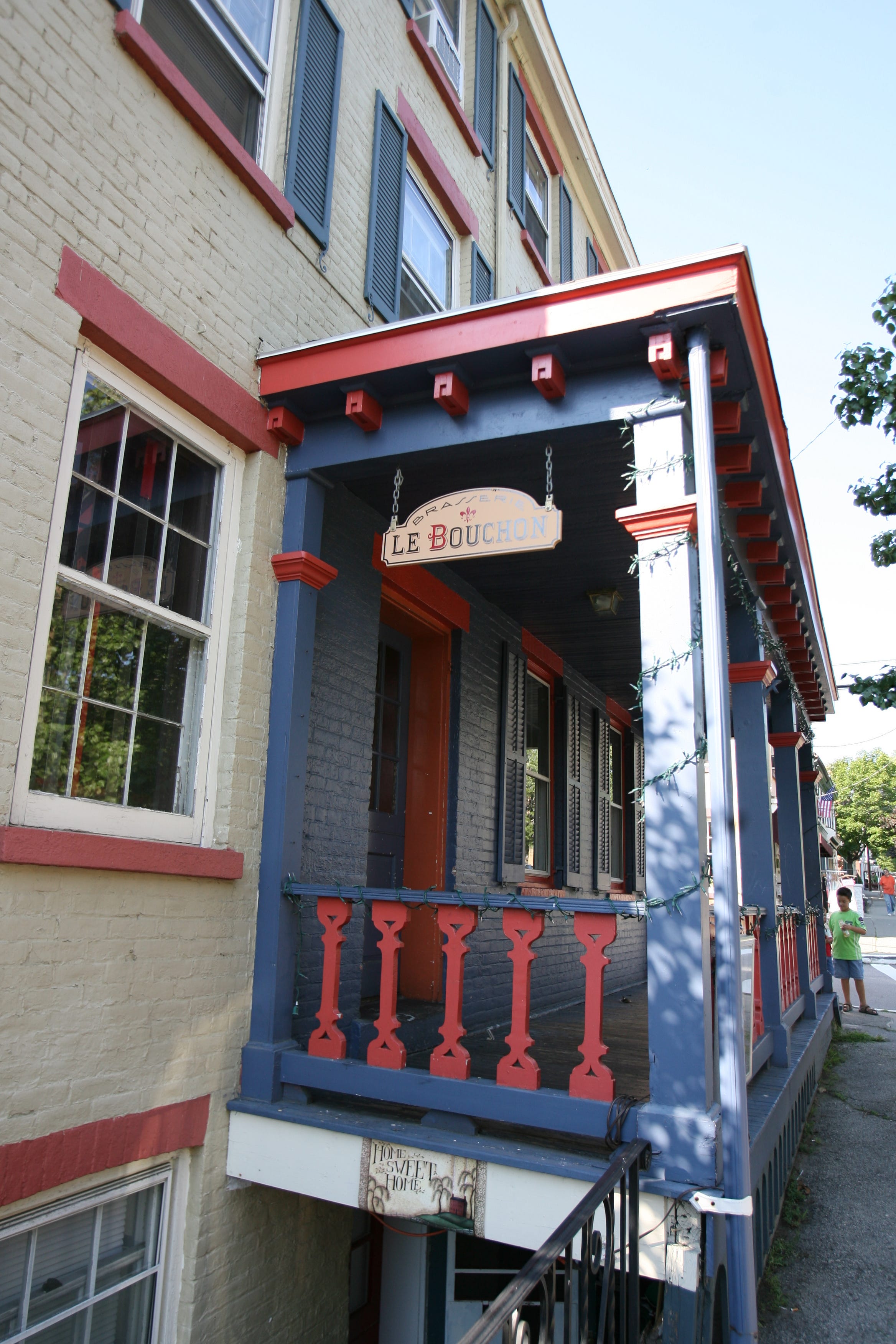 After 20 years, Cold Spring's Le Bouchon is still popular with diners