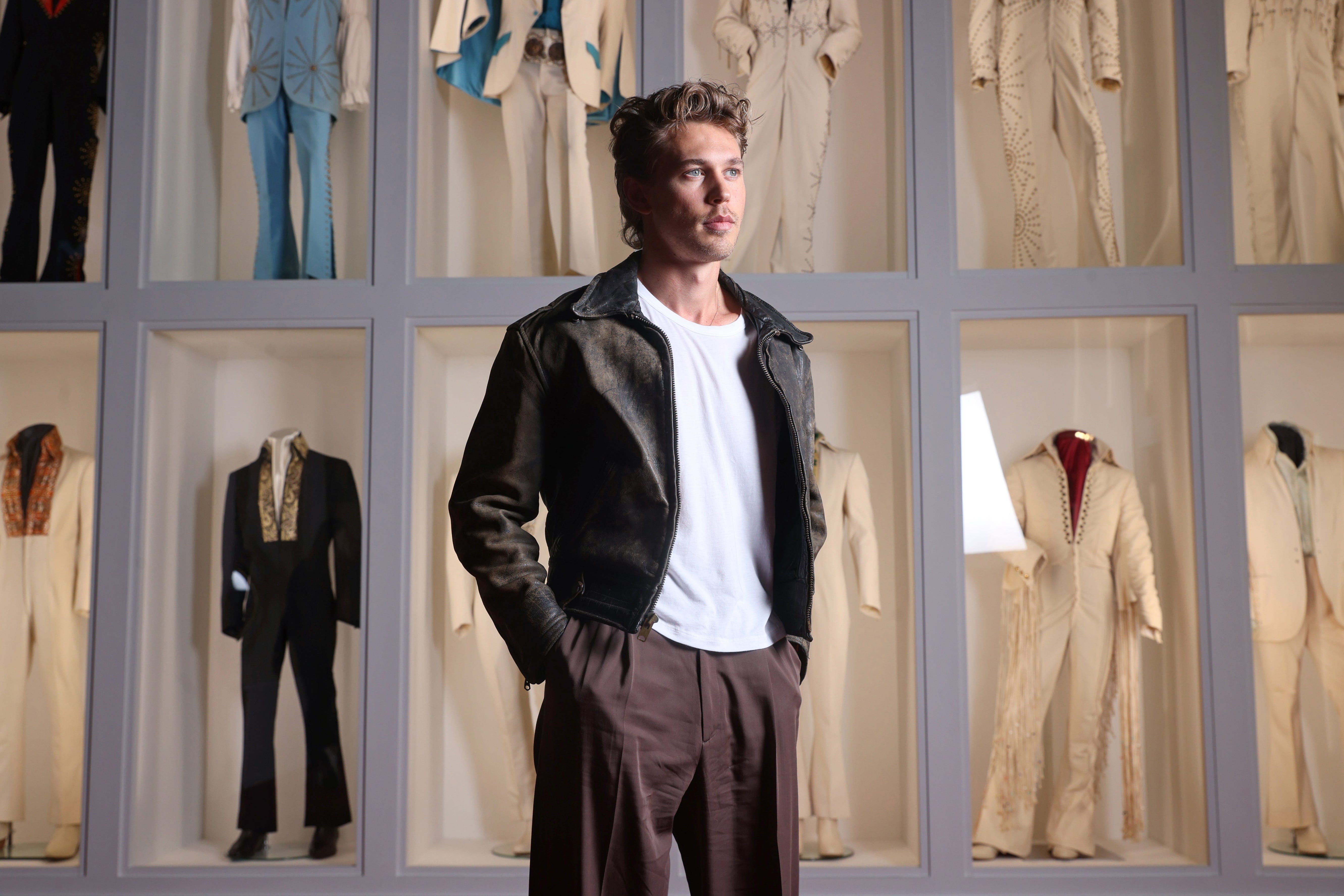 'Elvis' movie: Austin Butler's Presley transformation includes singing