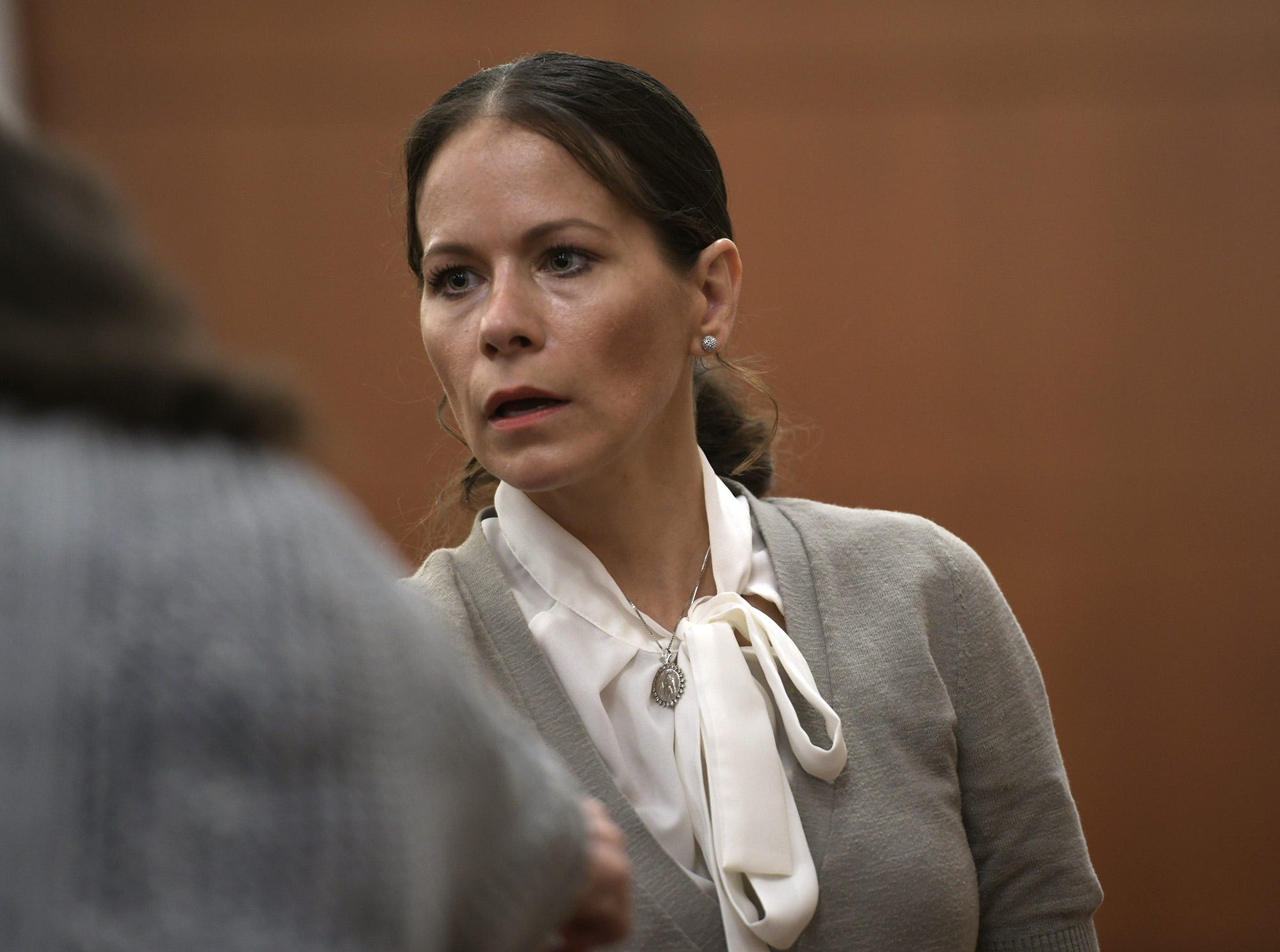 Abuser or victim? Experts disagree on Fernandes' status prior to fiancé ...